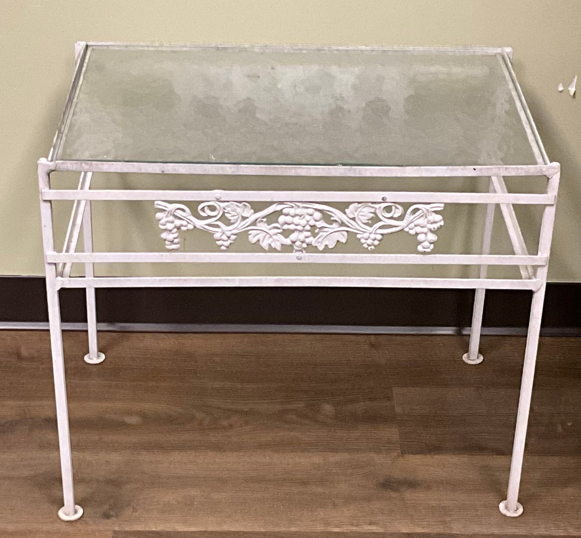 Vintage Wrought Iron Grape Pattern Garden Patio Side Table With Glass ...
