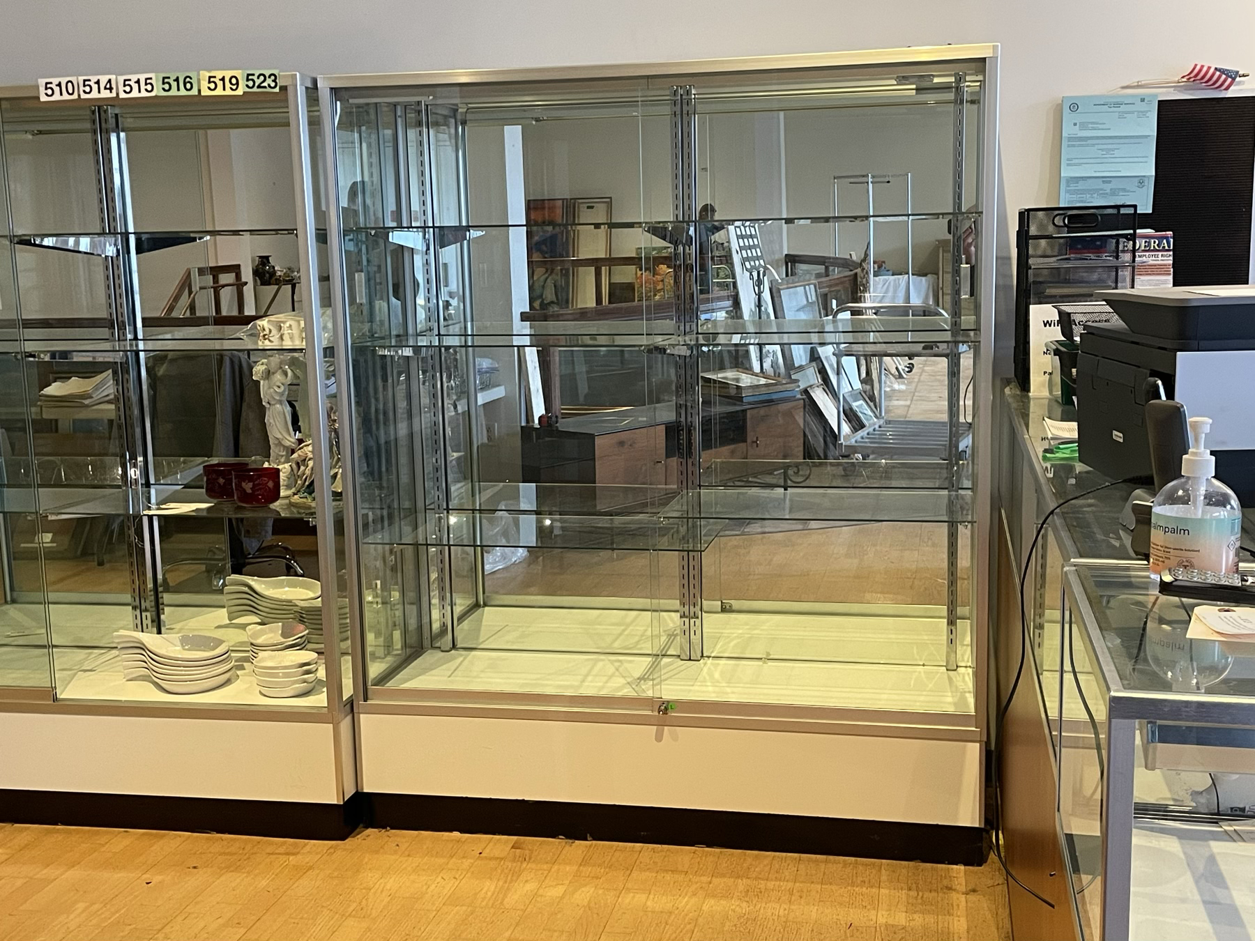 A Pair Of Glass Display Cases With Mirrored Backs (6 Pair Of 11 ...