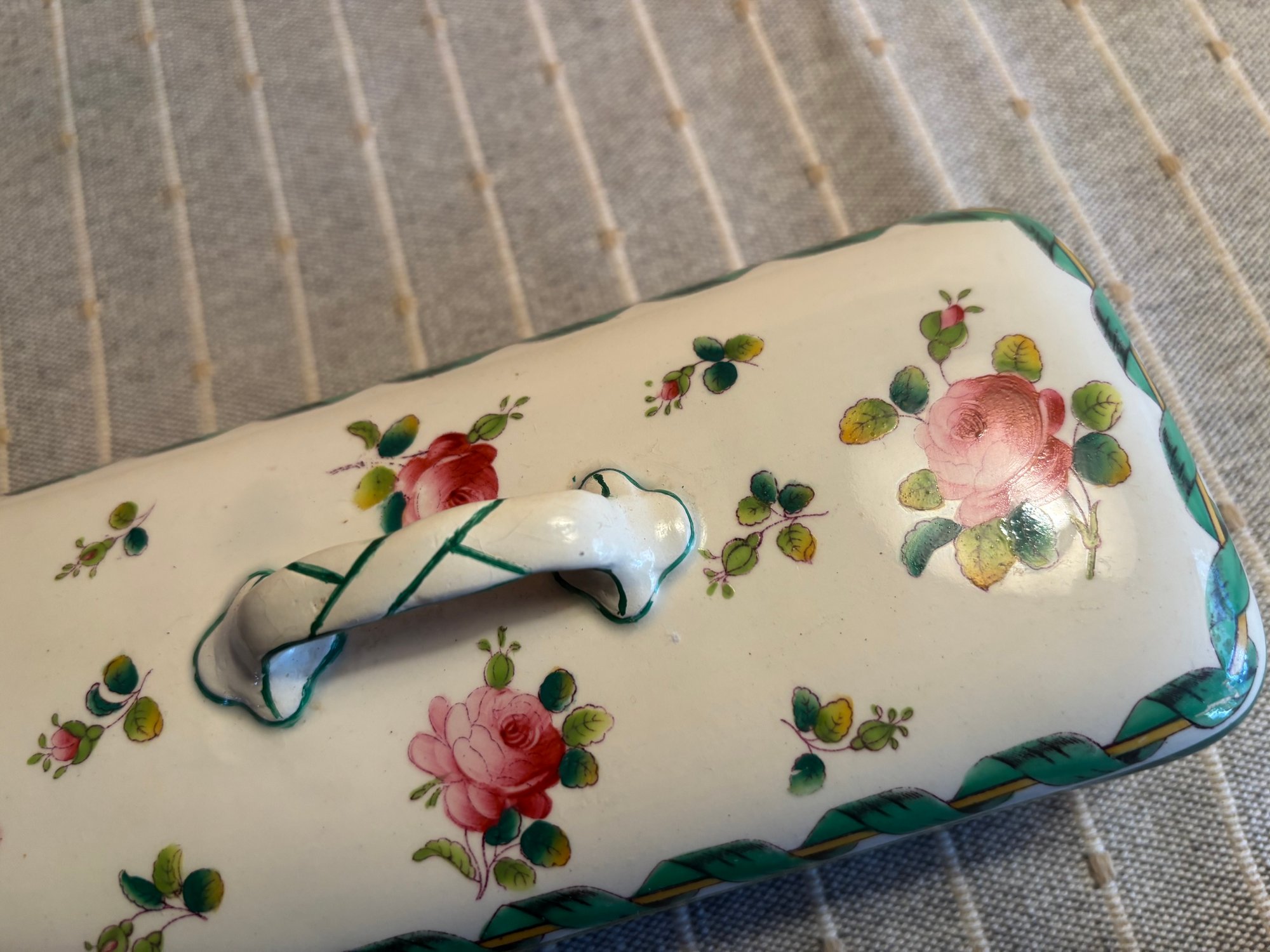 Antique Porcelain Victorian Toothbrush #2091542 | Auctionninja.com