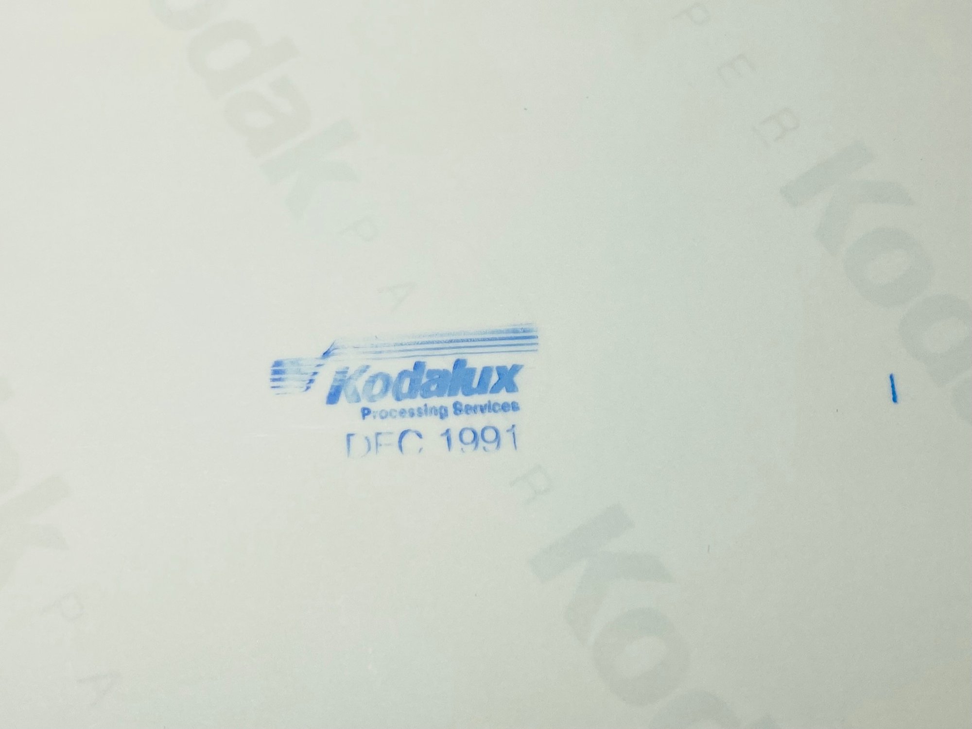 RARE! Original Photos Of Frank Sinatra Cooking At Home With His Friends ...