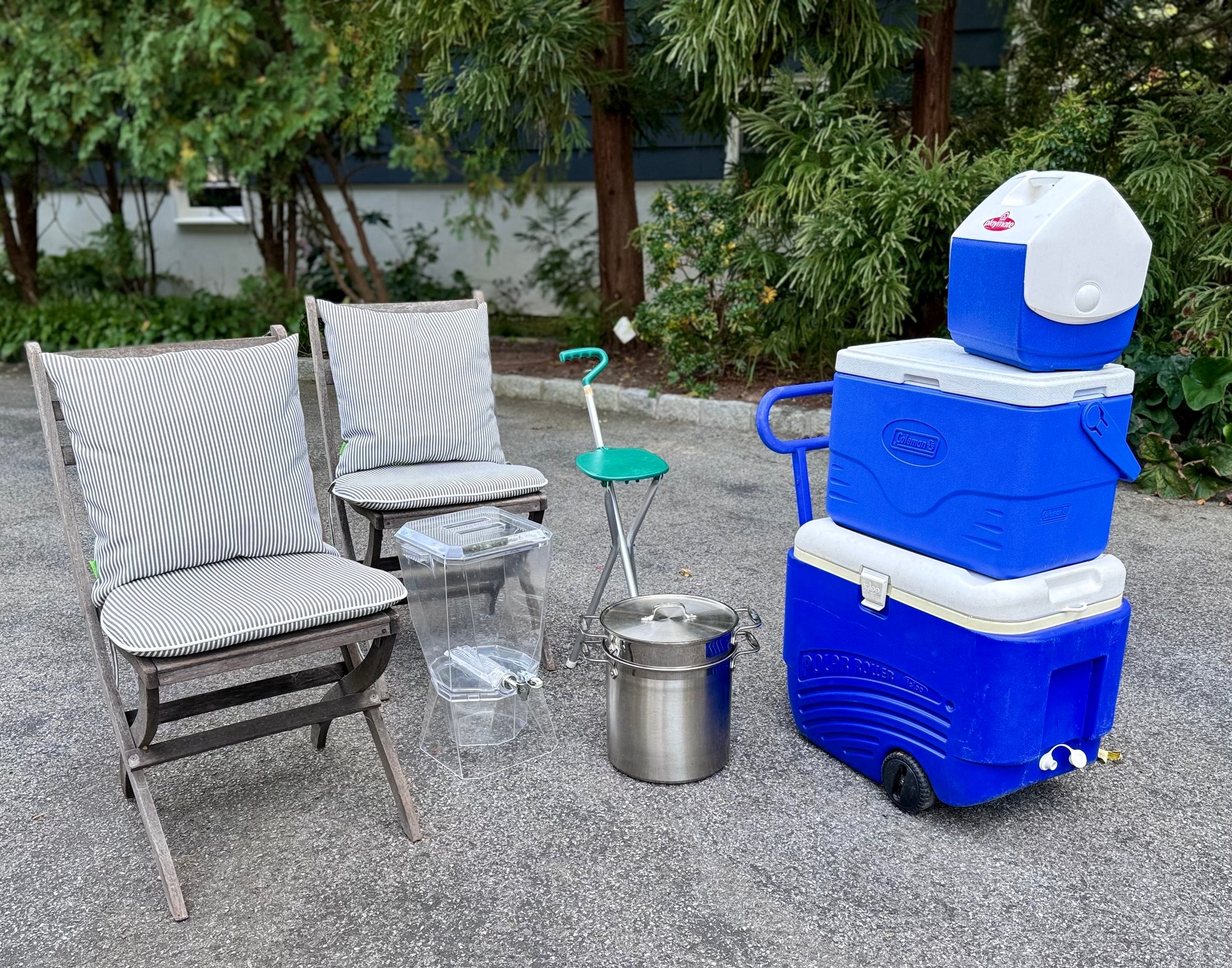 Pair Of Folding Chairs With Cushions, All Clad Lobster Pot, Beverage ...