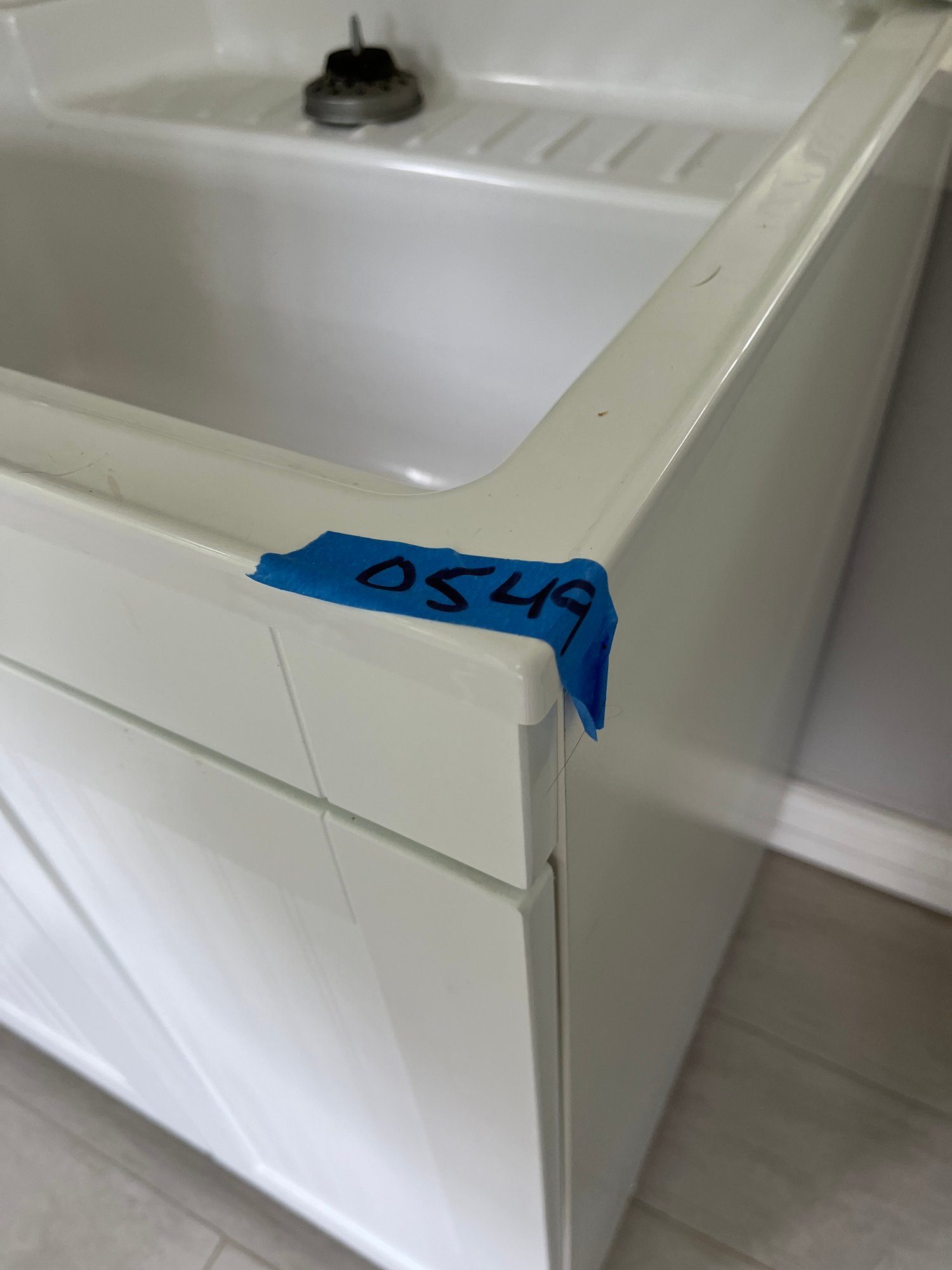A Stand Alone Laundry Sink & Cabinet #40790549 | Auctionninja.com
