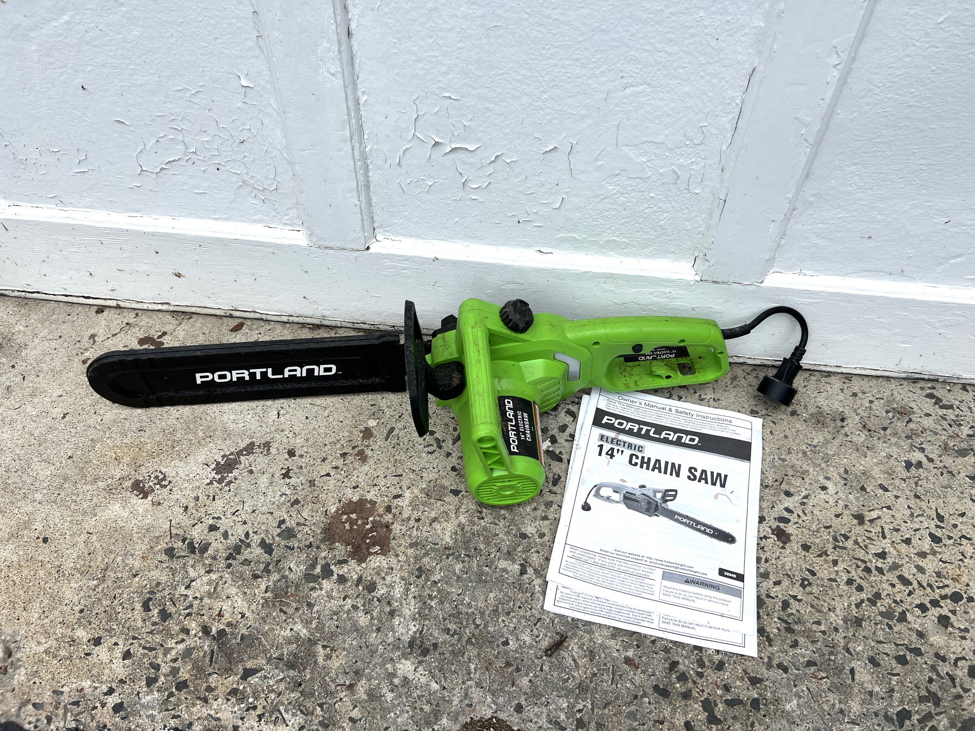 Portland 14" Electric Chainsaw #1974589 | Auctionninja.com