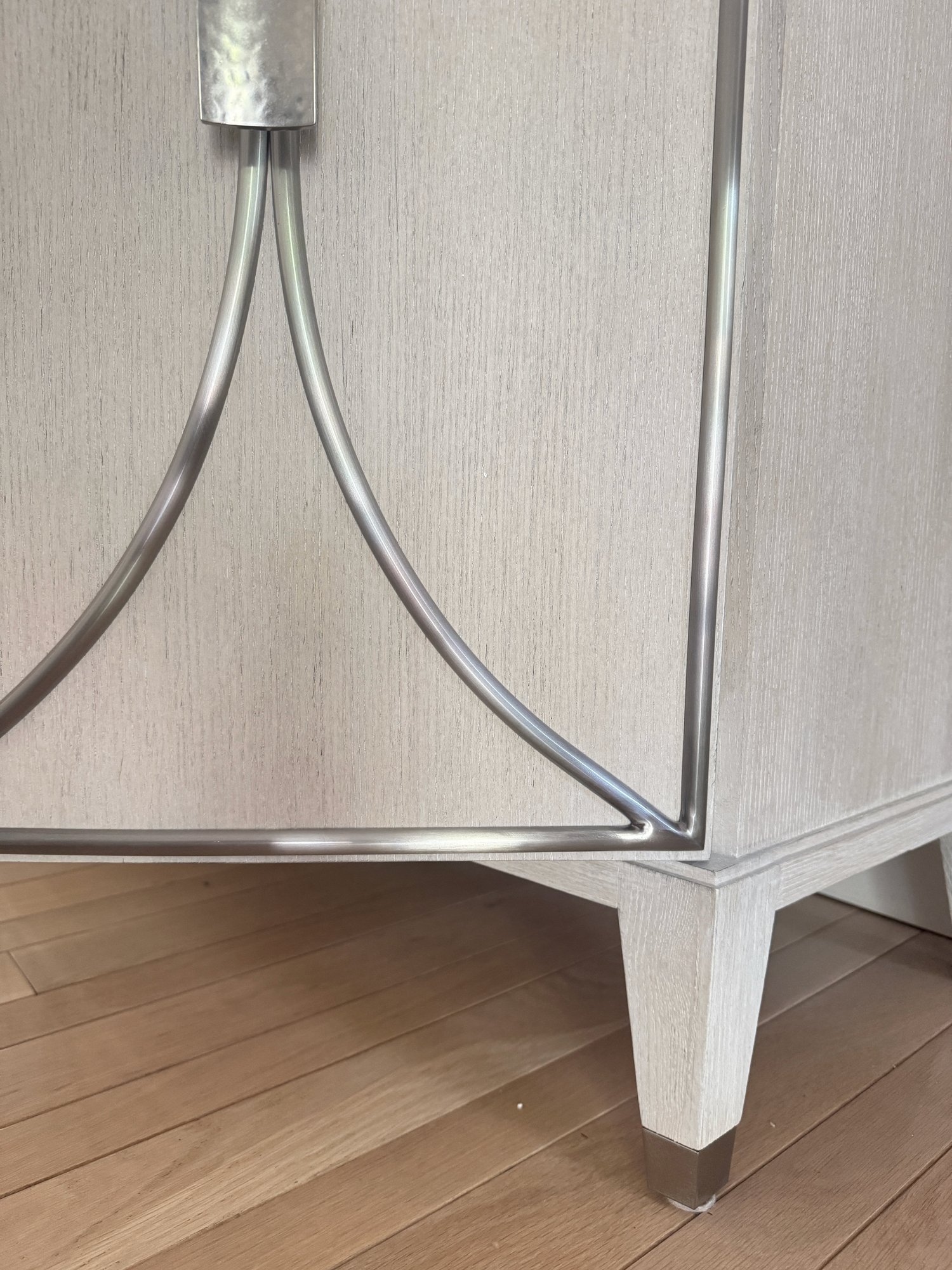 Bernhardt East Hampton Buffet #2170430 | Auctionninja.com