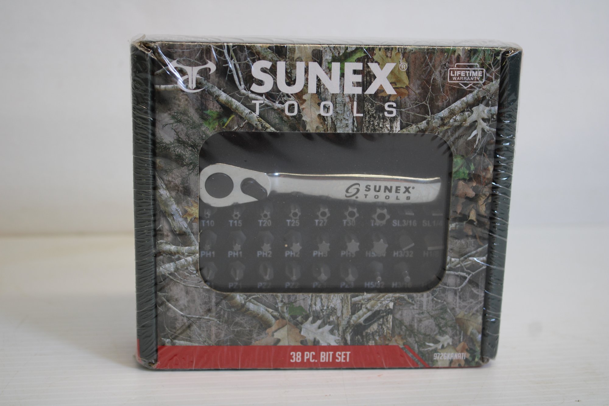 38 Bit Bit Set By Sunex Tools - Lot 1 #1867347 | Auctionninja.com