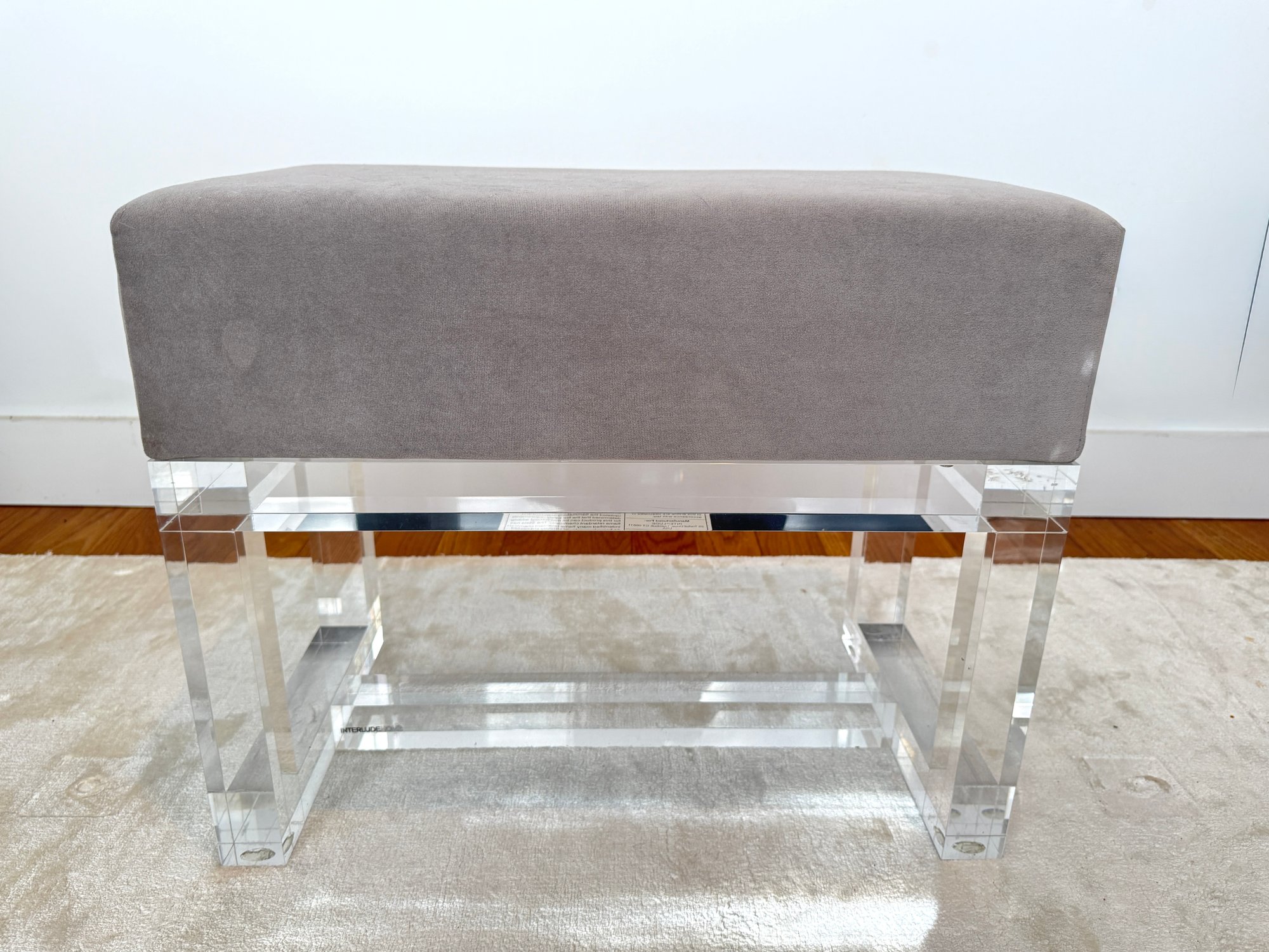 Interlude Home Petite Acrylic Bench #2044458 | Auctionninja.com