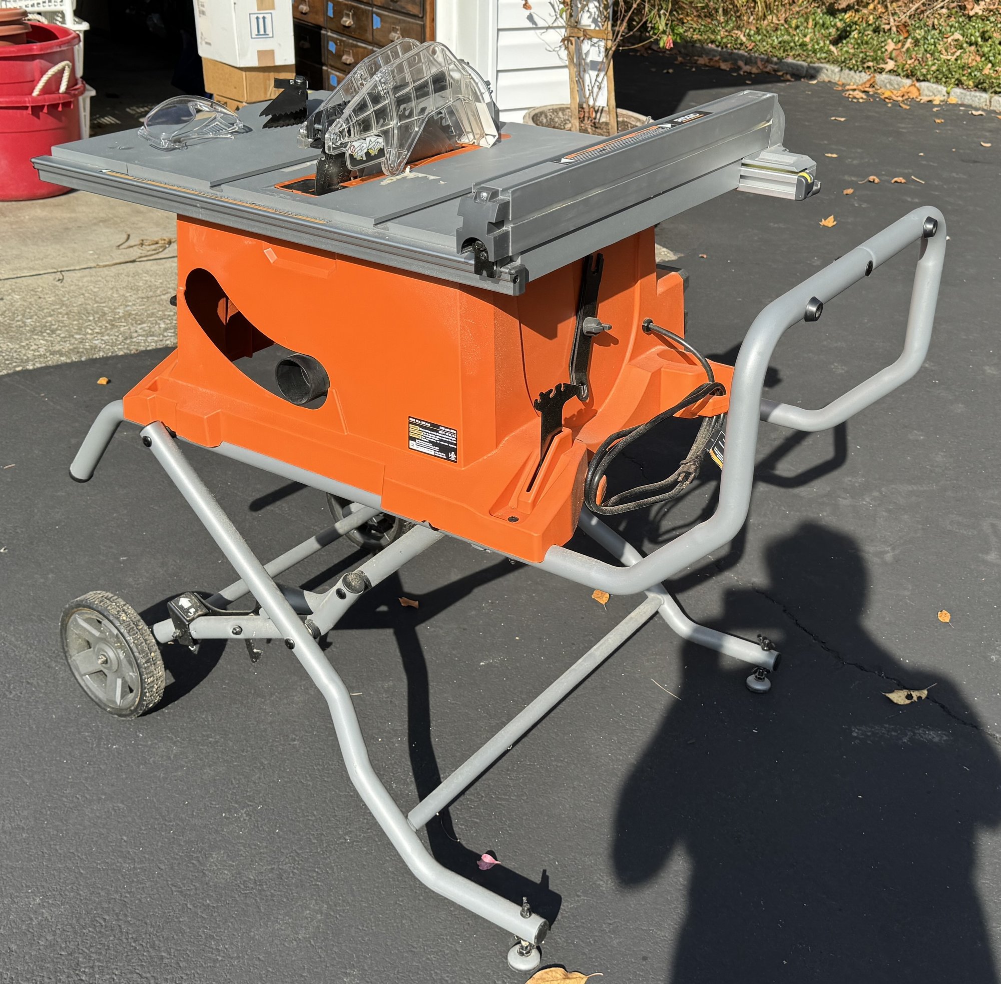 A Ridgid Electric 10" Portable Table Saw & Stand Mod R 4513 #2006650 ...