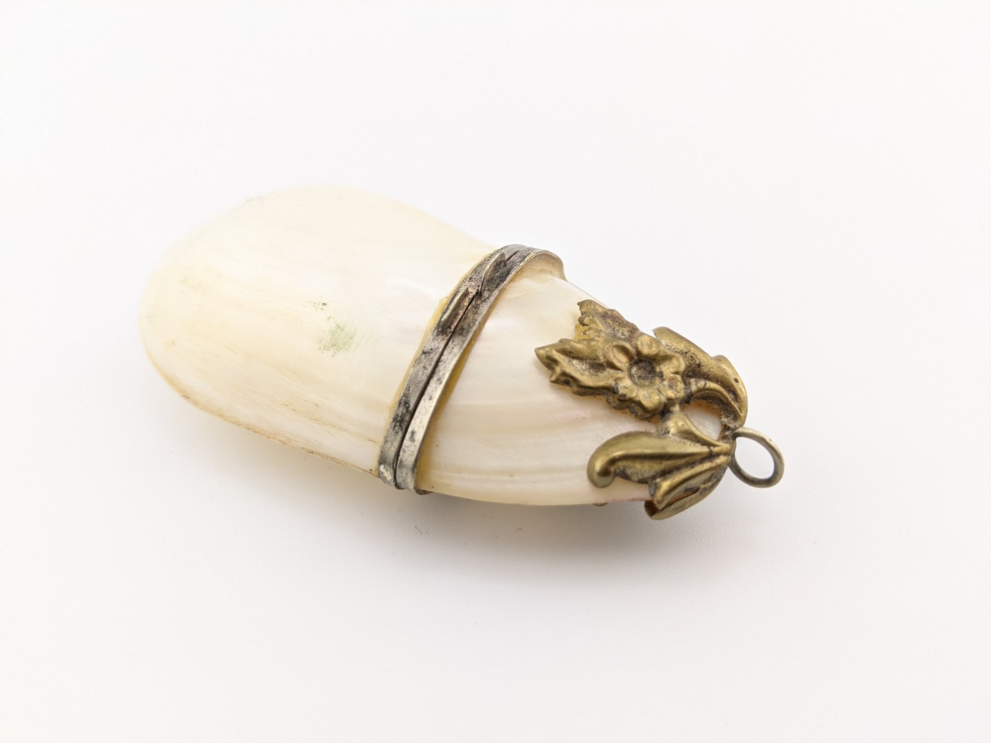 Antique Shell Snuff Box #4 #2188086 | Auctionninja.com