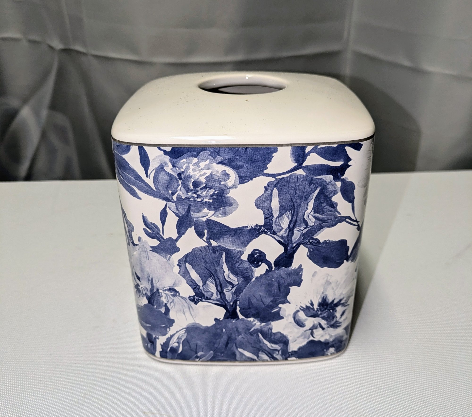 Kassatex Ceramic Blue & White Floral Tissue Box Cover #1946400 ...