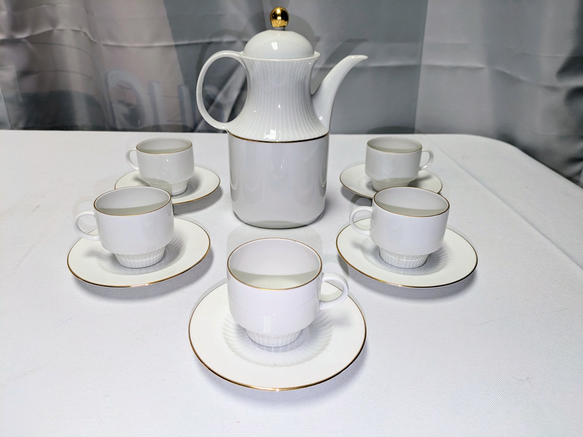 Kaiser W. Germany Fine Porcelain 5 Cup & Saucer Demitasse Set With ...