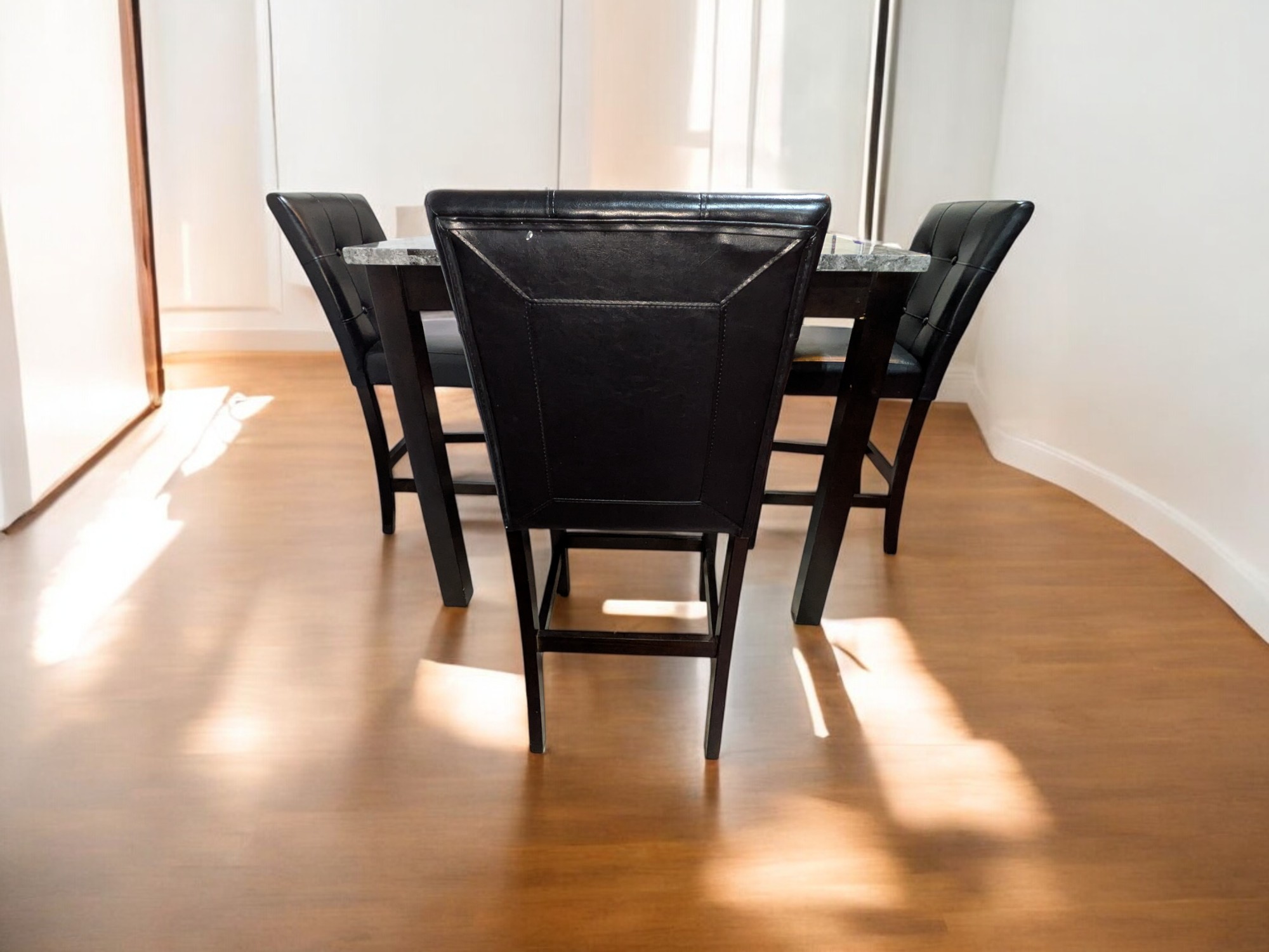 Signature Design By Ashley Maysville Counter Height Dining Table And 4 ...