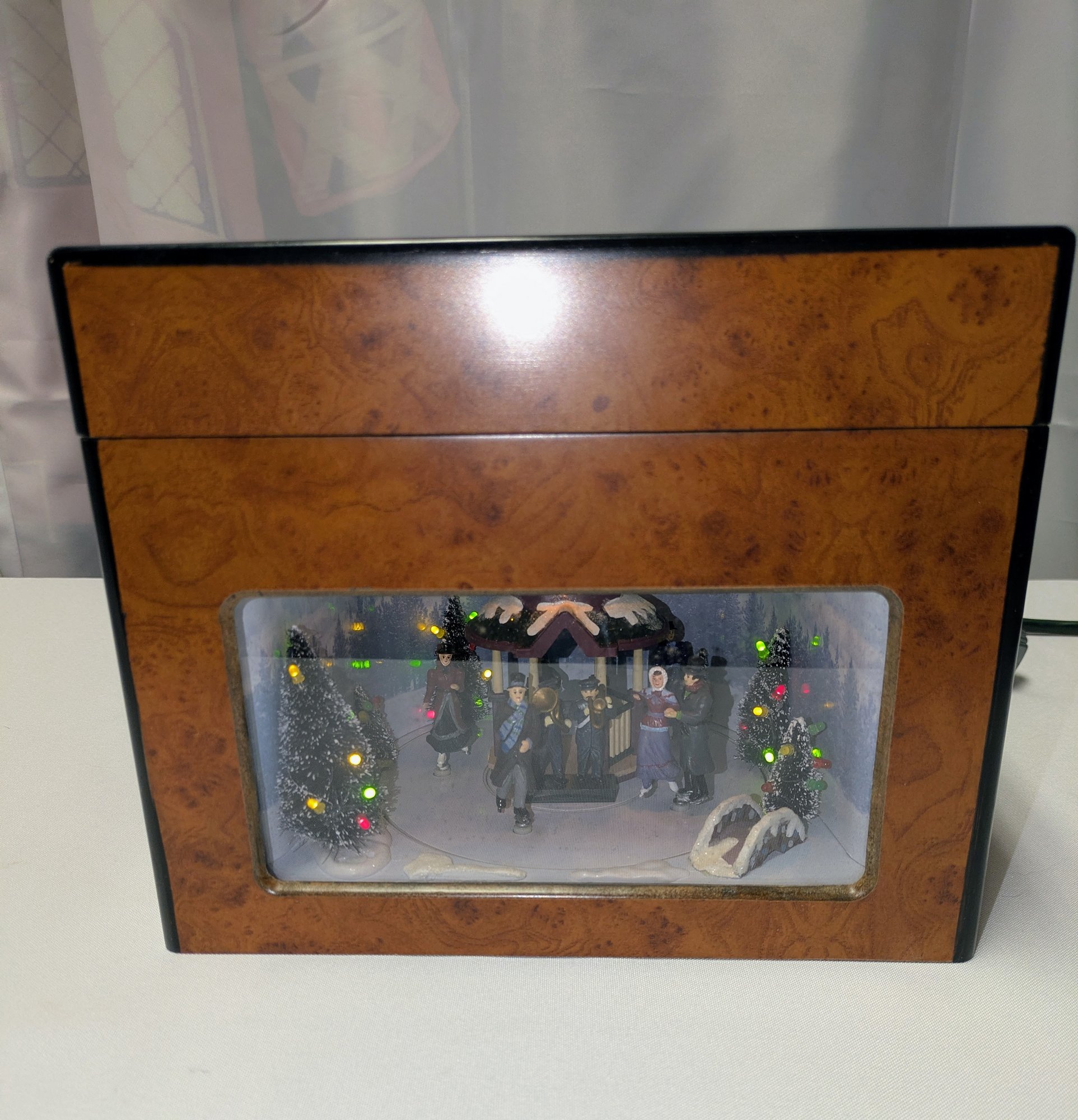 Vintage Mr. Christmas Grand Animated Concertina Music Box With ...