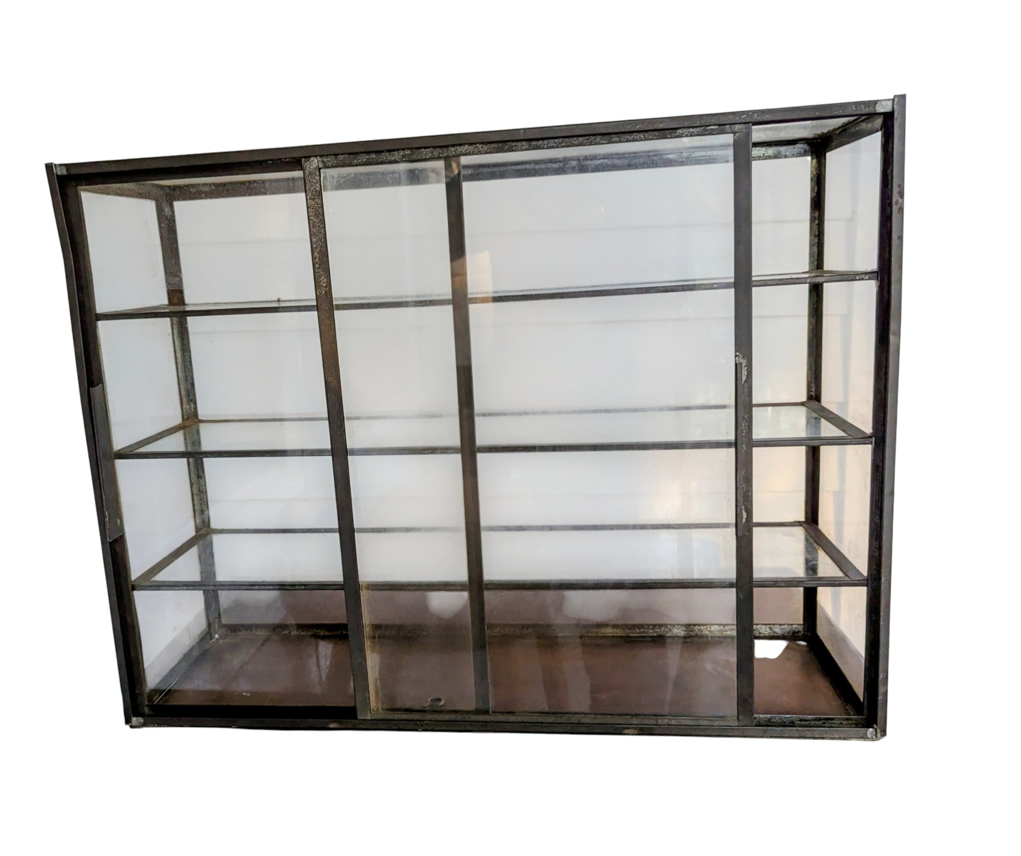Antique Or Vintage Countertop Display Case #2240523 | Auctionninja.com