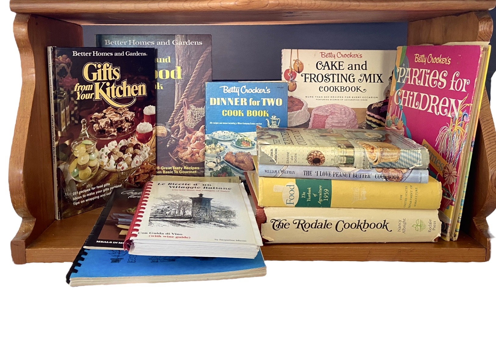 Mid Century Cookbook Collection #40802166 | Auctionninja.com