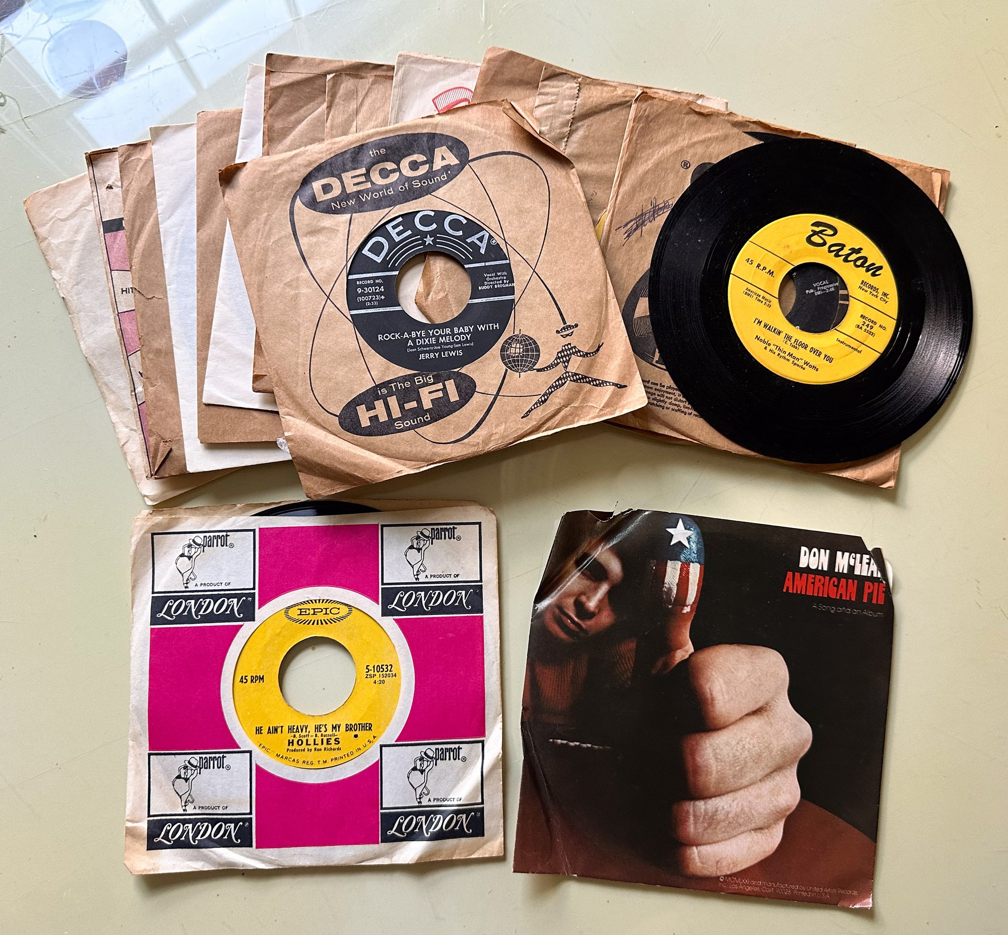 (15) Vintage 45 Records #1942230 | Auctionninja.com