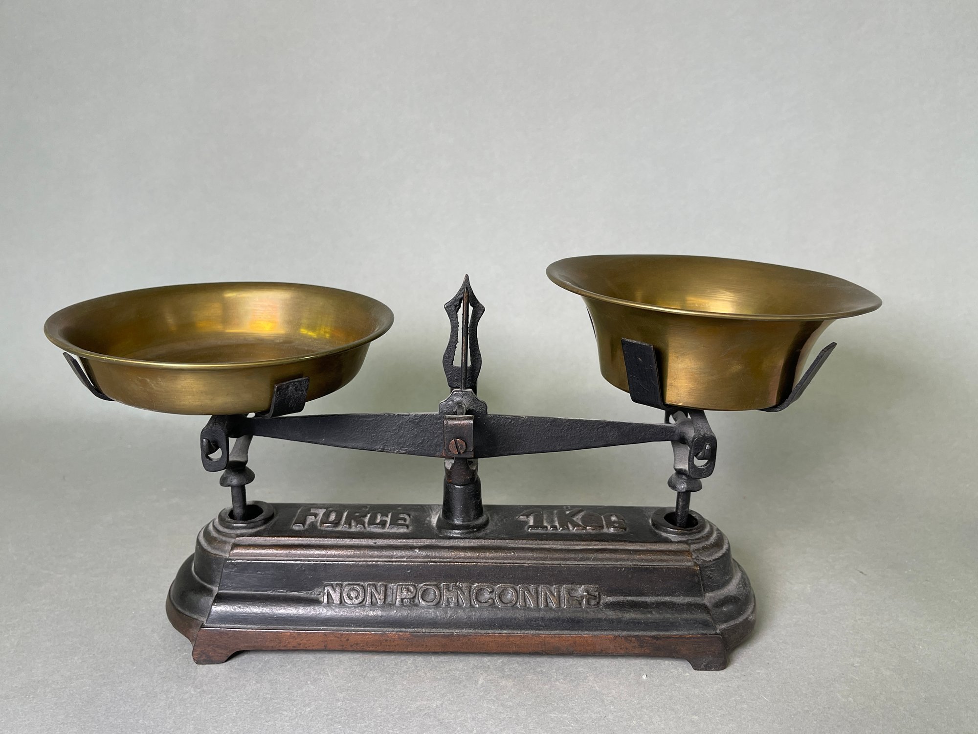 Copper & Cast Metal Scale #40711820 | Auctionninja.com