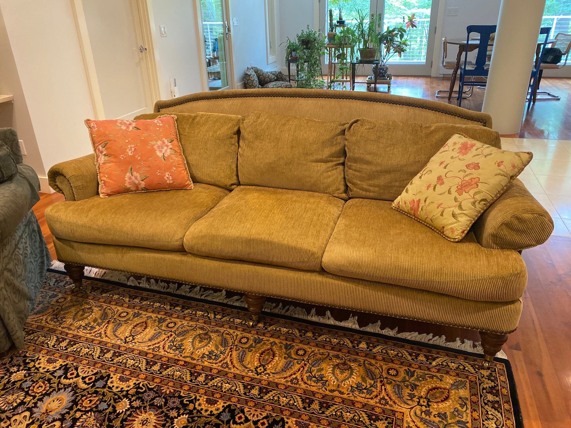 Lillian August Collection Fine Hand Crafted Sofa 84wx35hx39d Comfy Club ...