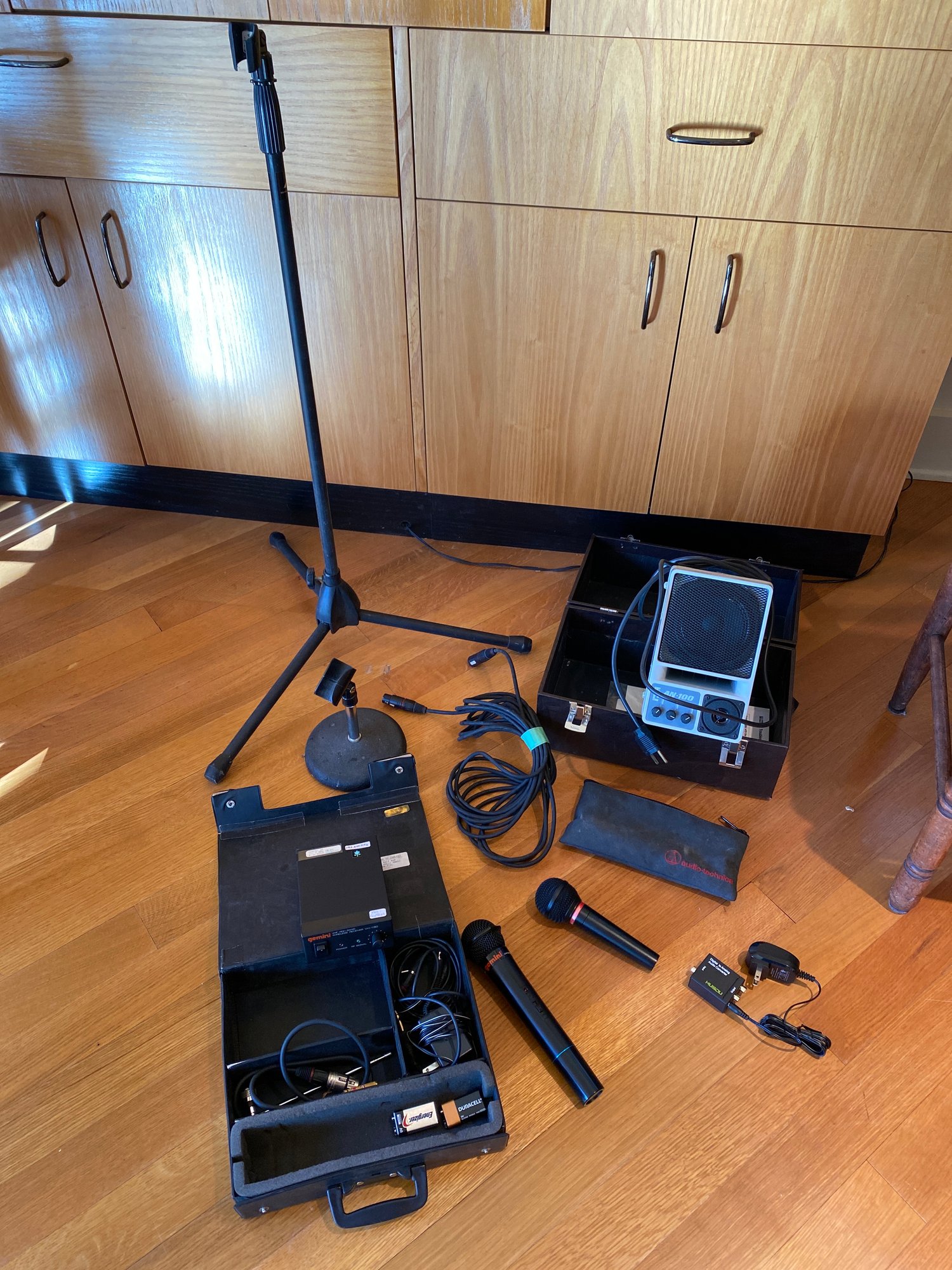 Portable Audio Microphone PA Public Address System Anchor AN100 Gemini ...