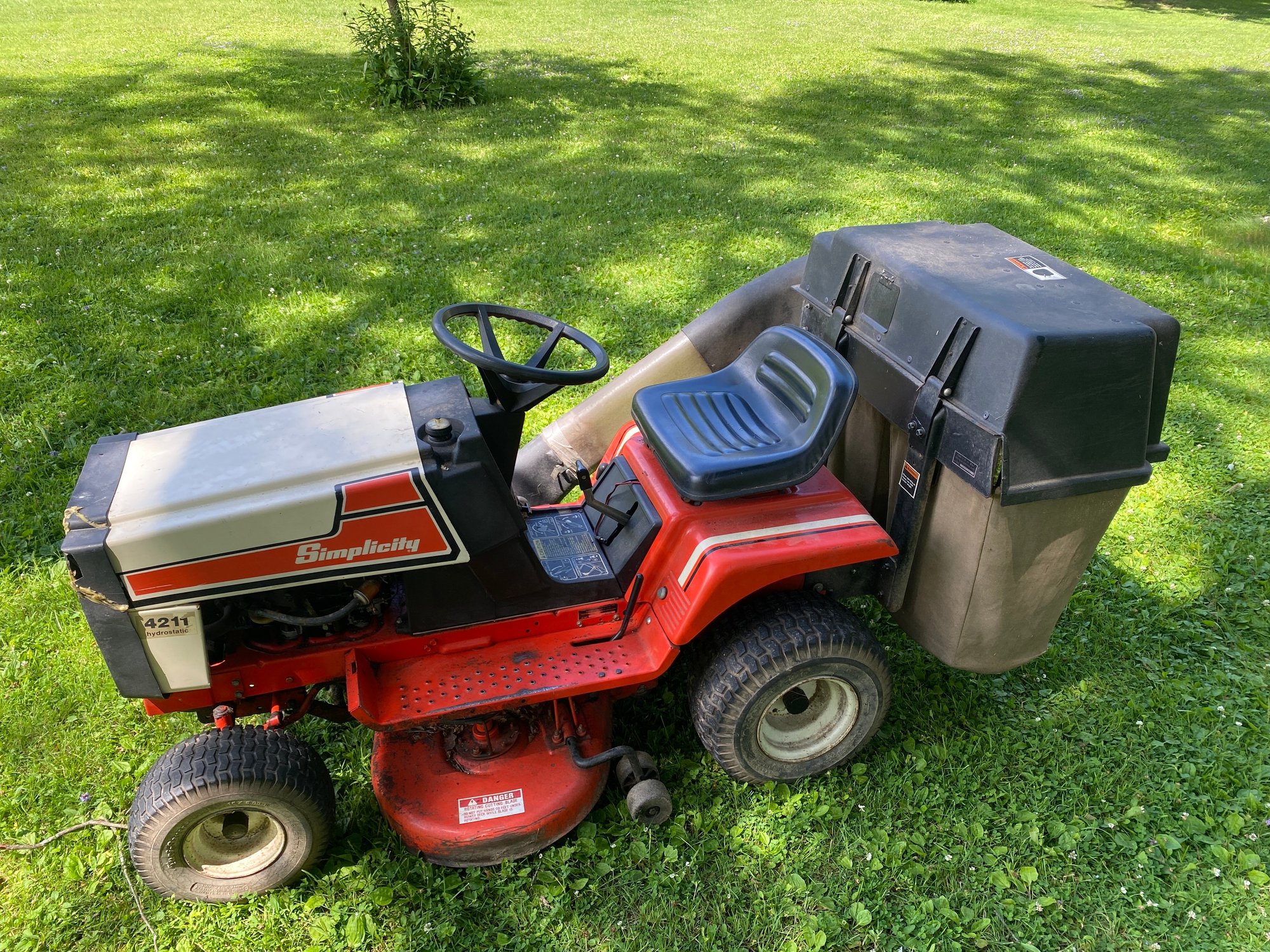 Simplicity 4211 Hydrostatic Riding Mower Electric Start Starts Right Up ...