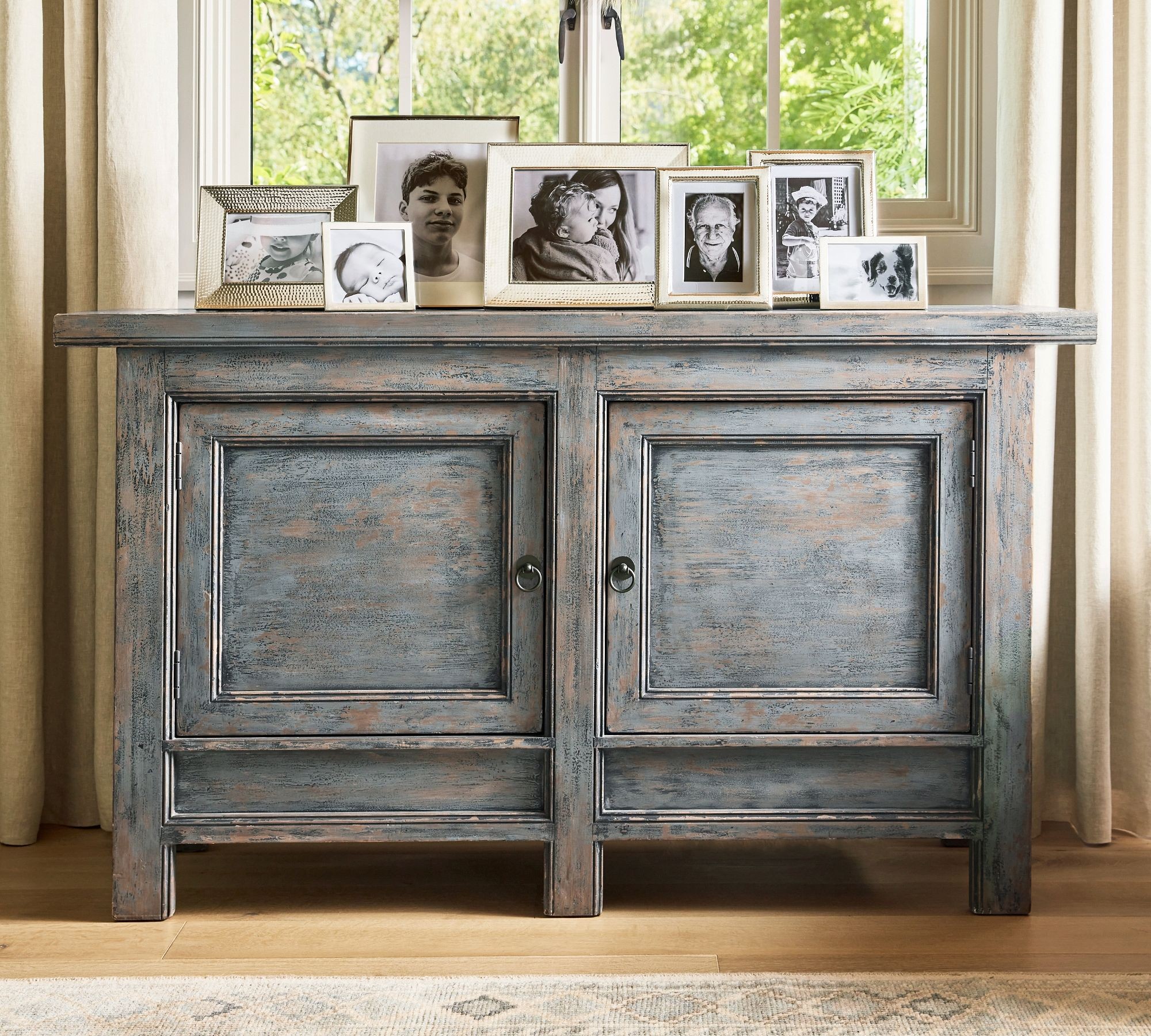 Pottery Barn Console Cabinetnull