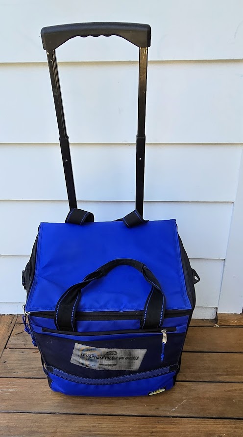 Royal Blue Rolling Insulated Cooler #1949528 | Auctionninja.com