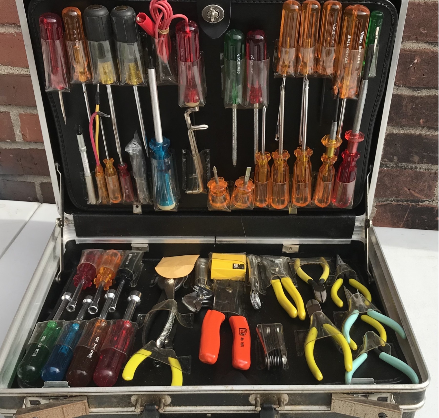 Complete. Never Used Vaco Technicians Super Tool And 48 Tools Case ...