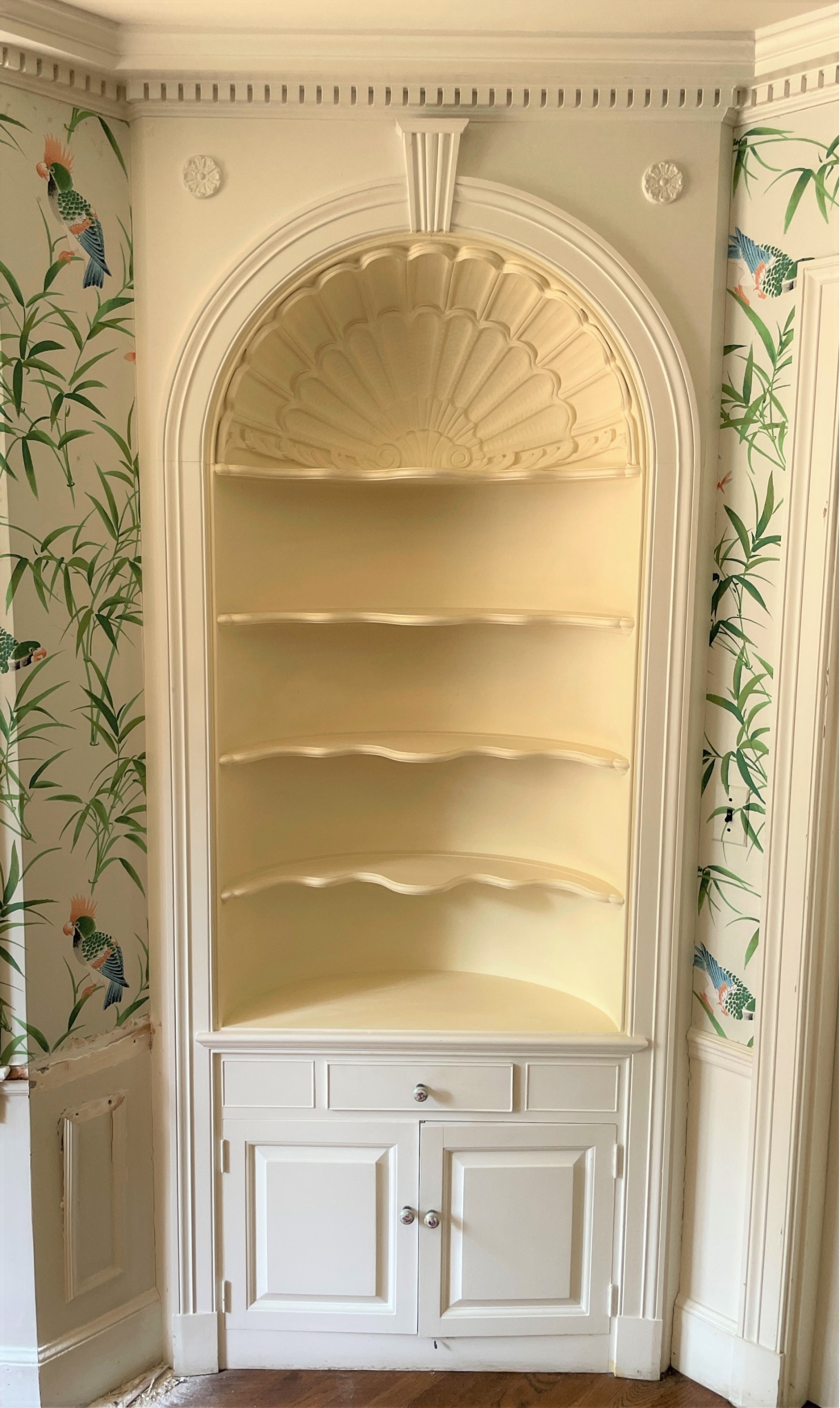 A Pair Of Wood Corner Display Cabinets With Ornate Plaster Clam Shell ...