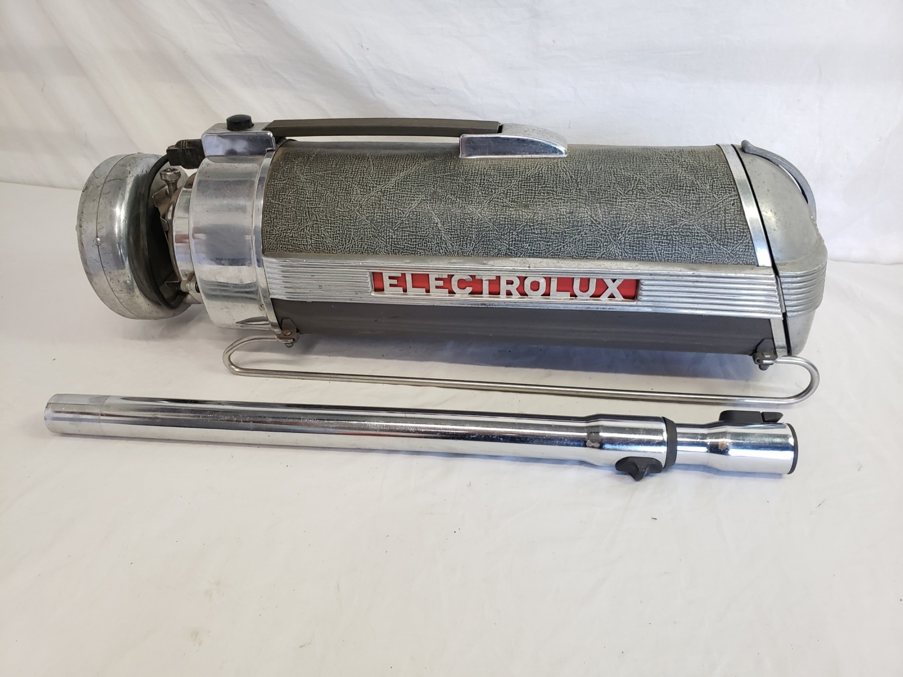 Vintage Atomic Age C. 1940 Electrolux Model 30 Vacuum Rare #1261251 ...
