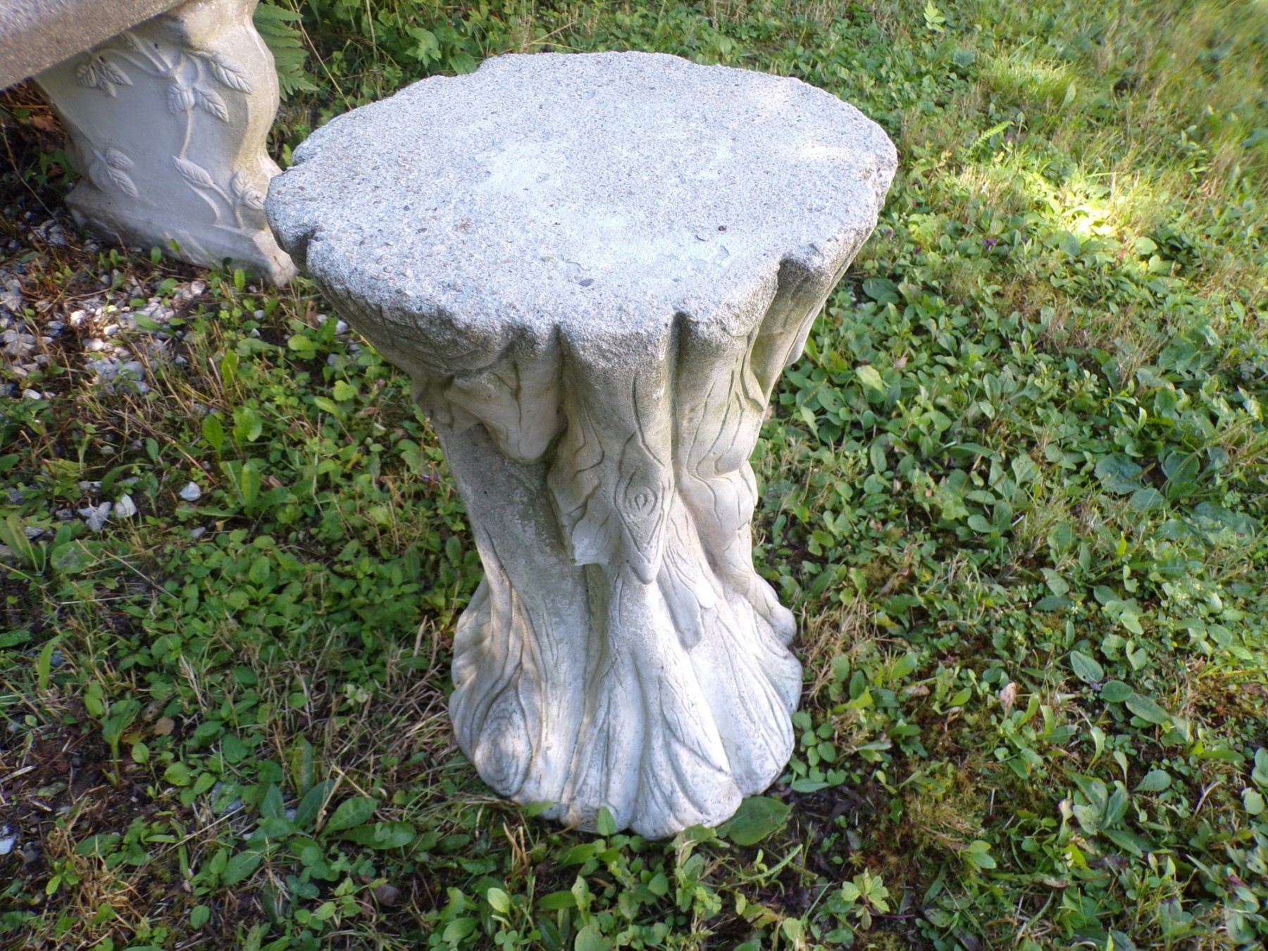 Concrete Tree Trunk Bird Bath Base #1265125 | Auctionninja.com