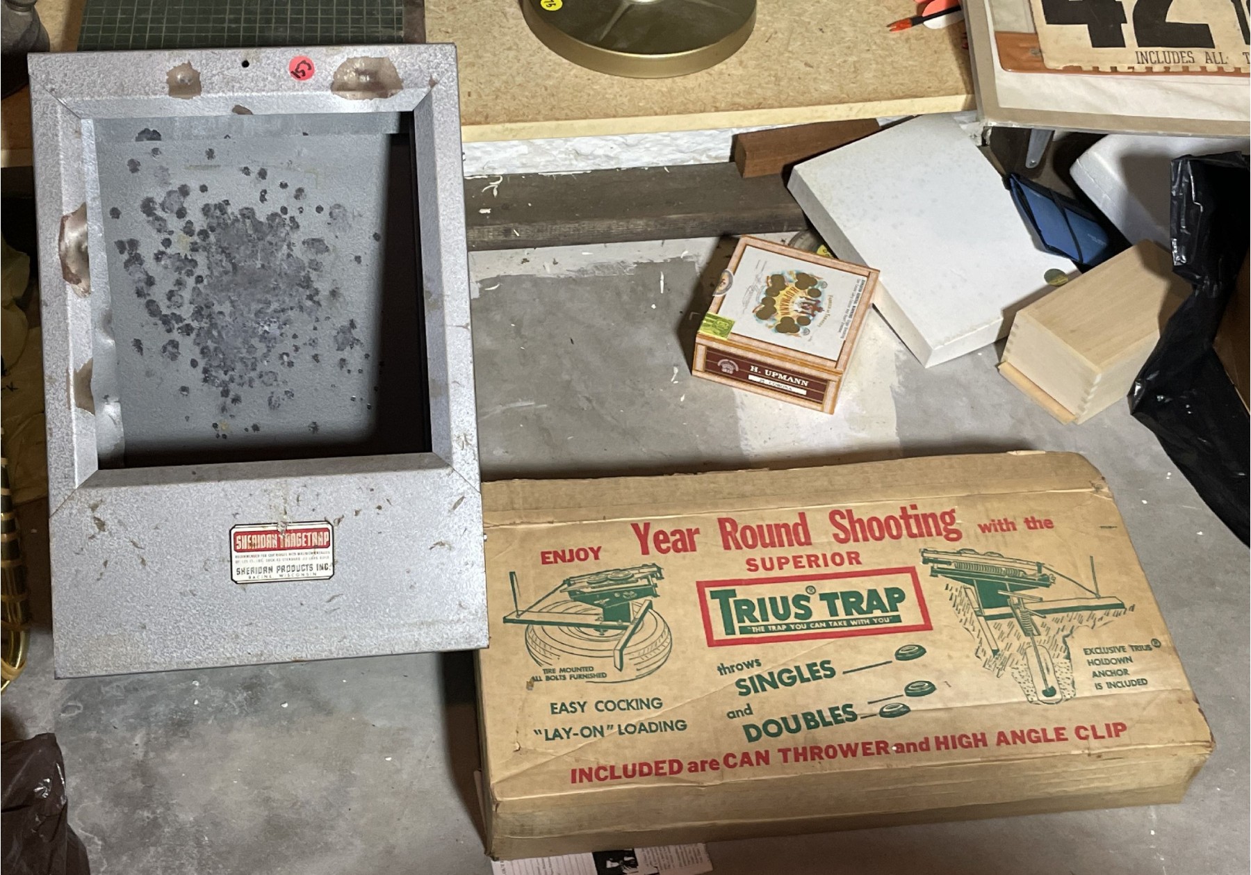 TRIUS TRAPSHOOTER AND A SHERIDAN TARGET TRAP #1391016 | Auctionninja.com