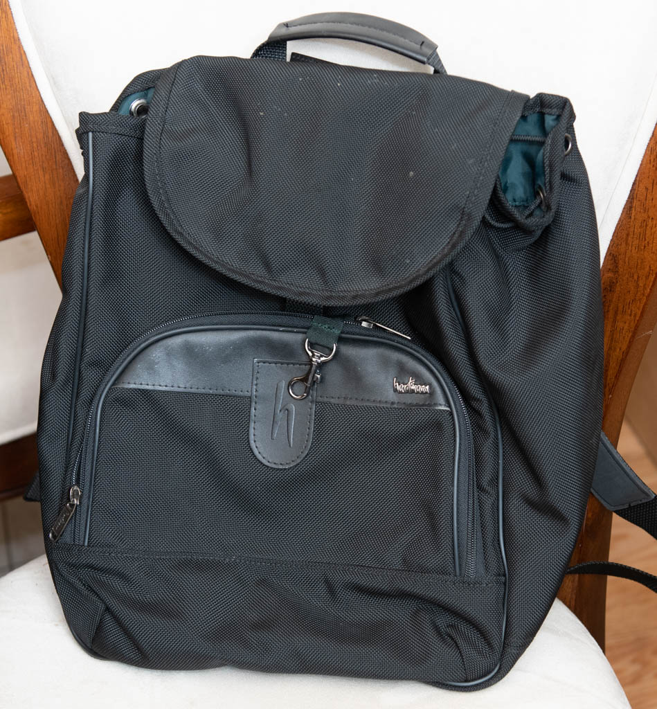 Rare Black Hartmann Luggage Backpack #41780 | Auctionninja.com