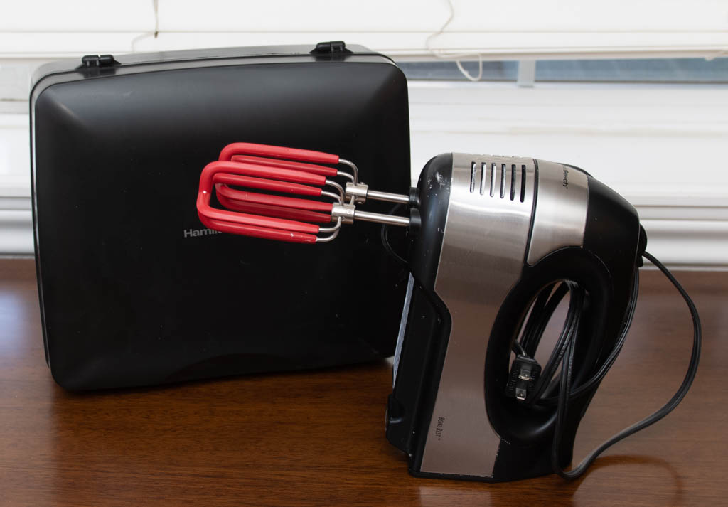 Hamilton Beach TYPE M40 HAND MIXER #52235 | Auctionninja.com