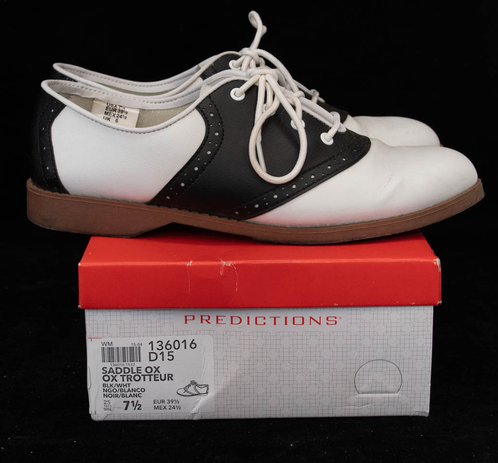 New In Box Womens Size 7.5 Saddle Ox Trotter Bowling Shoes #46110 ...