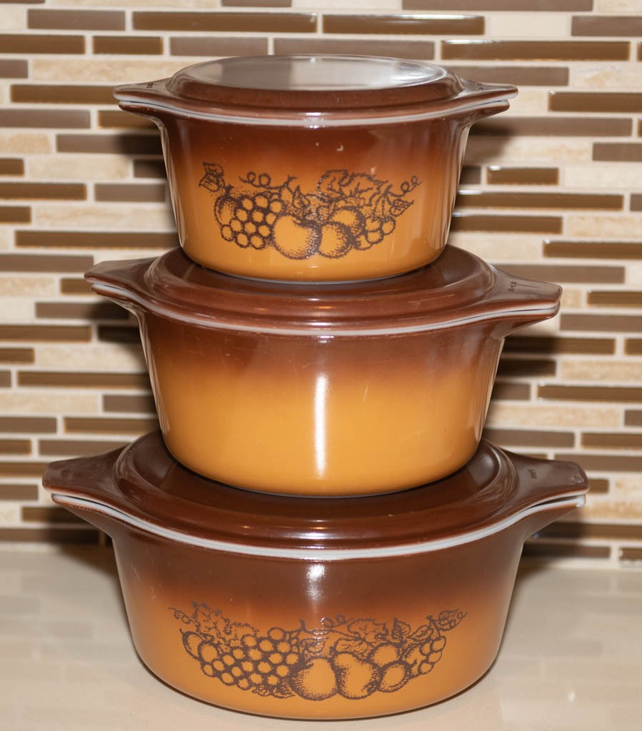 Set Of Vintage Pyrex Casserole Dishes In The Old Orchard Pattern #63415 ...