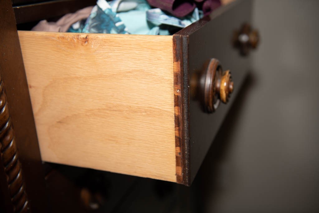 BERNHARDT Embassy Row Collection Master Chest #57309 | Auctionninja.com