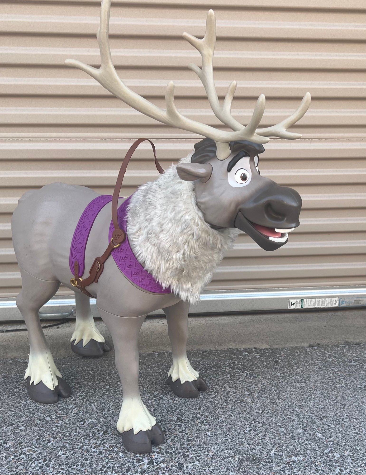 Large Talking And Articulated Sven From Disneys Frozen #46752 ...