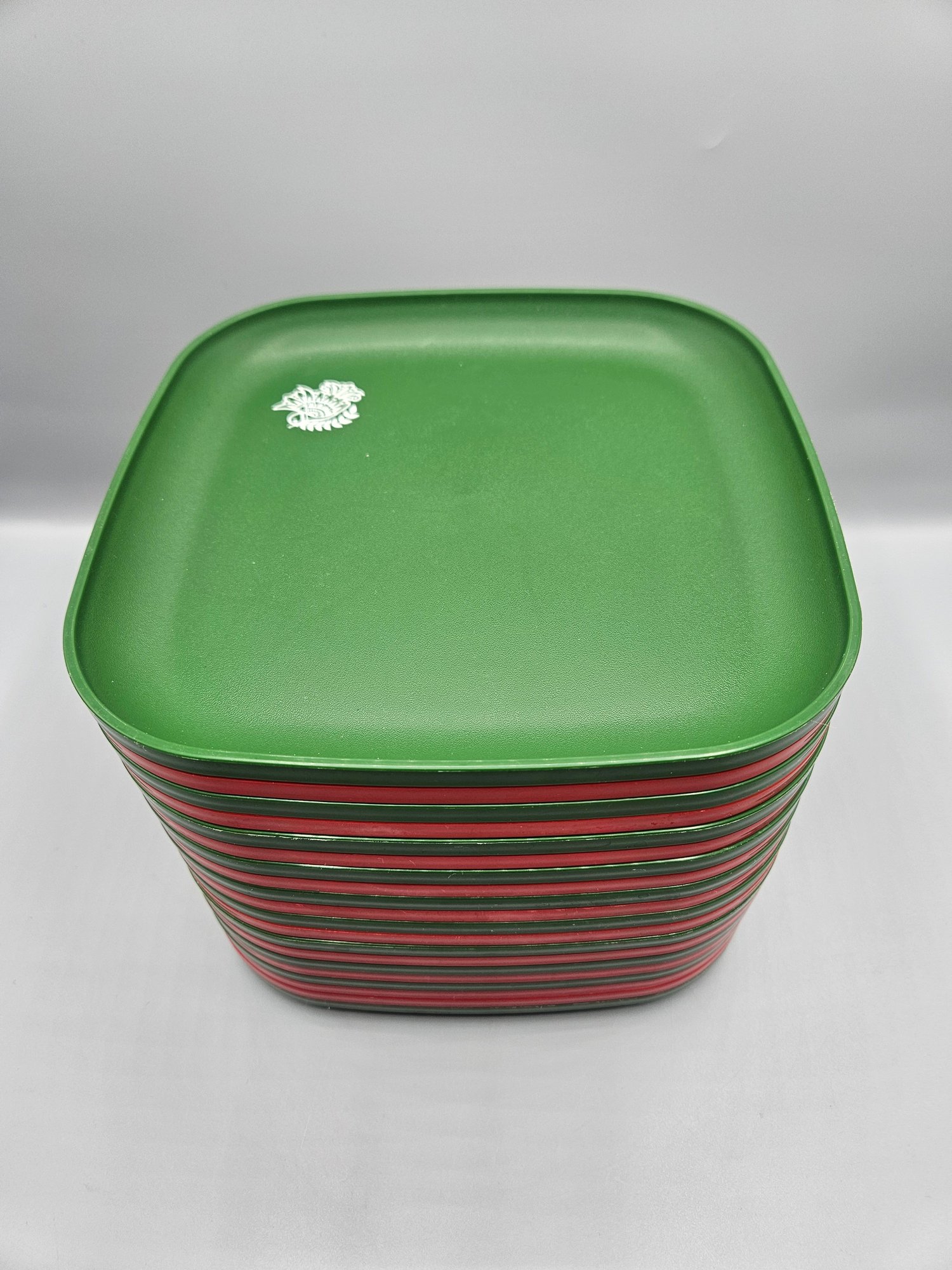 Vintage Mid Century Modern Christmas Tupperware Plates #1586 ...