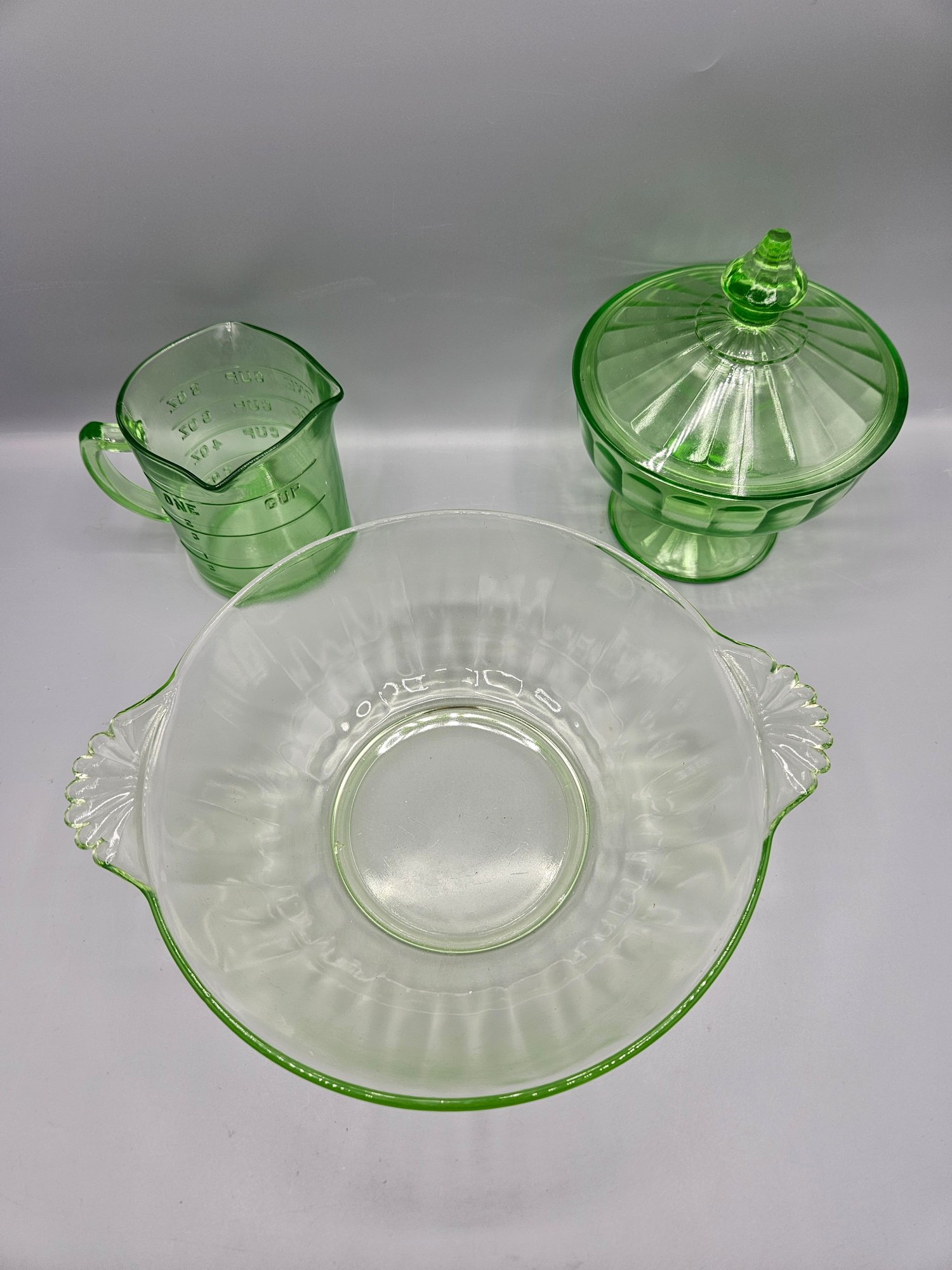 Lot Of Three Vintage Uranium Items Including Kellogg Measuring Cup ...