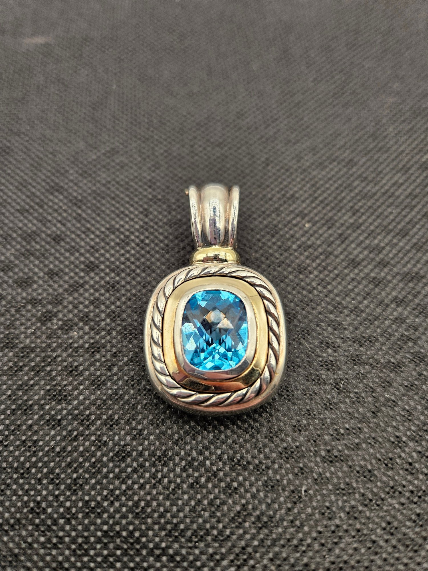 David Yurman Gold And Silver Blue Topaz Pendant #3475 | Auctionninja.com
