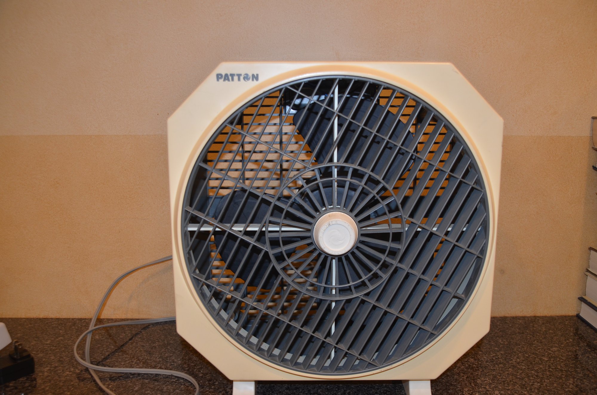 345) Portable Fan By Patton 15x17 #33230 | Auctionninja.com