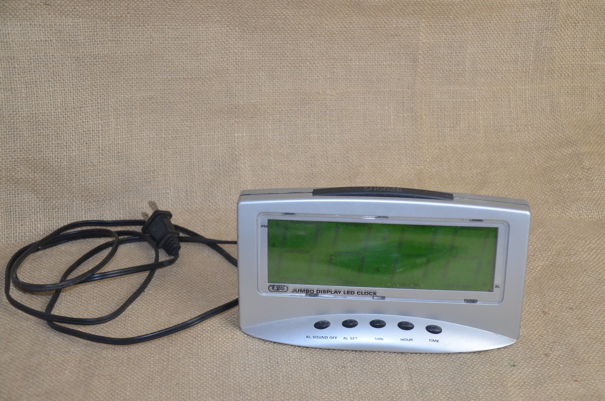 (#114) Tozaj Jumbo Display Led Clock Electric Model#1250 - Works #20772 ...