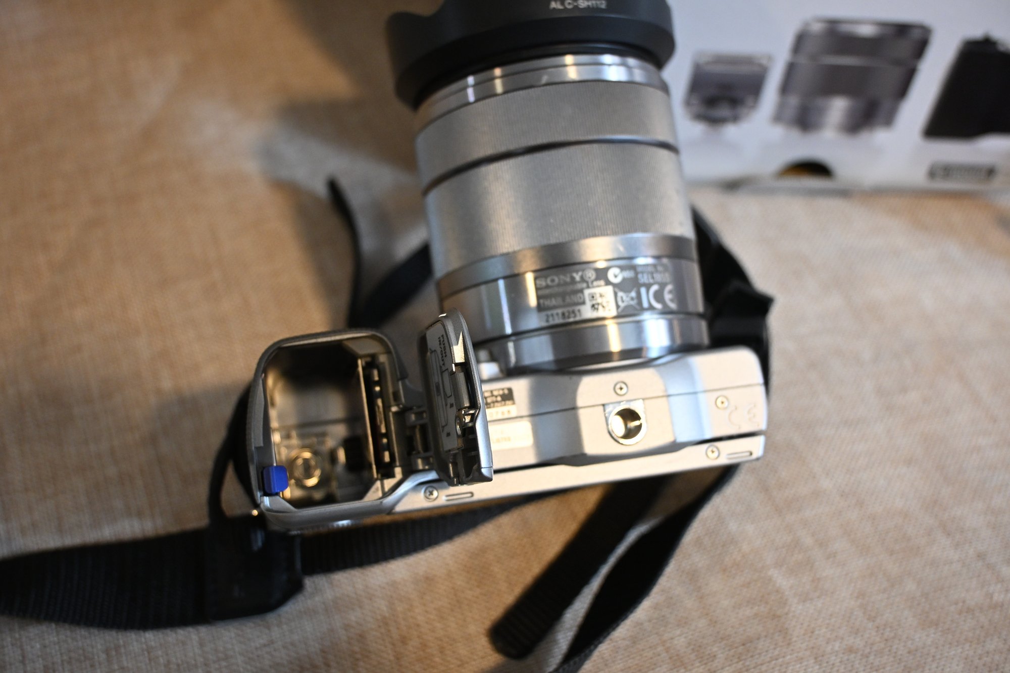 82) Sony Nex-5 Digital Camera, SD Card Battery Charger And Manual ...