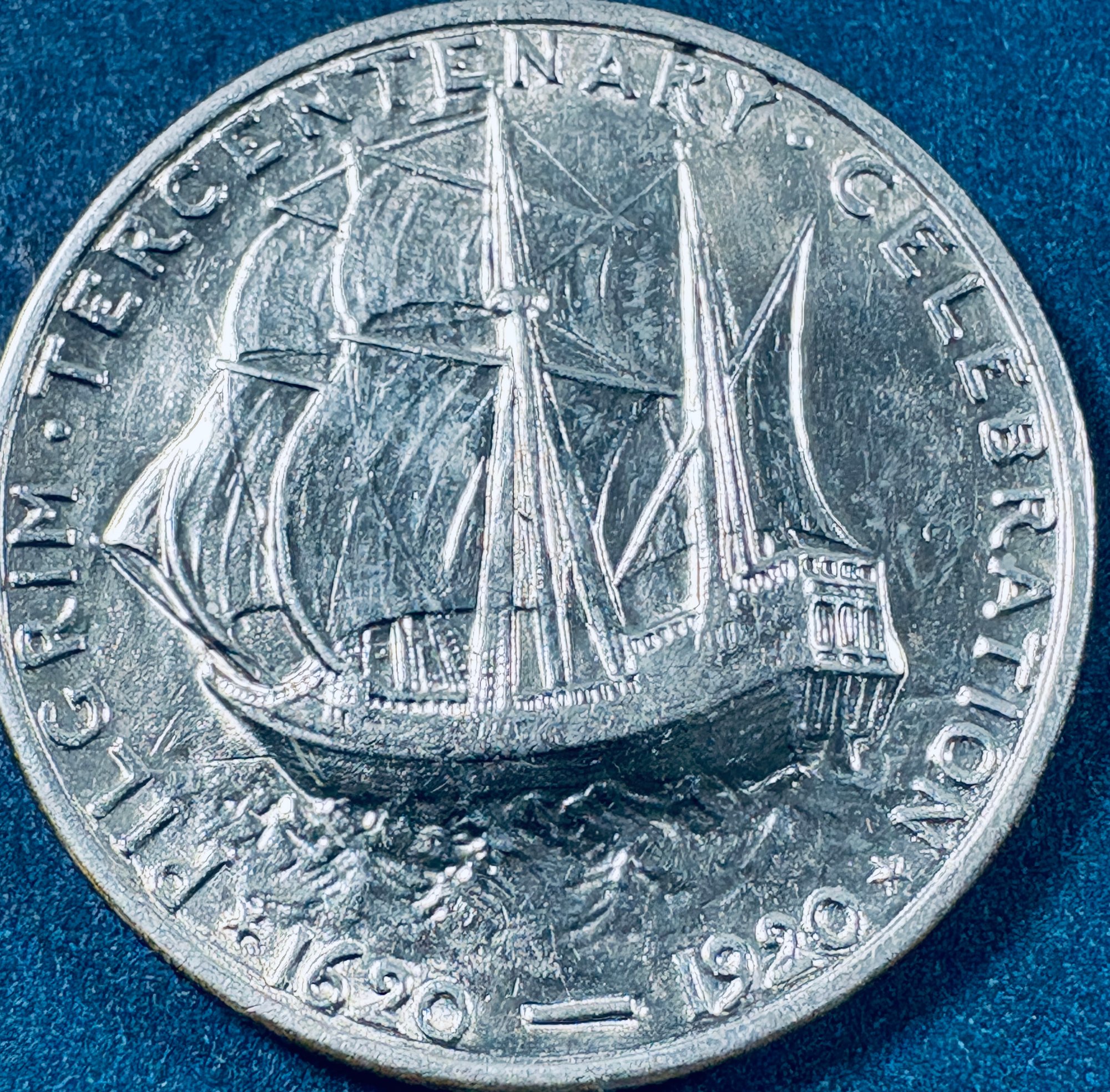 1920 PILGRIM TERCENTENARY SILVER HALF DOLLAR COIN - BU / BRILLIANT ...