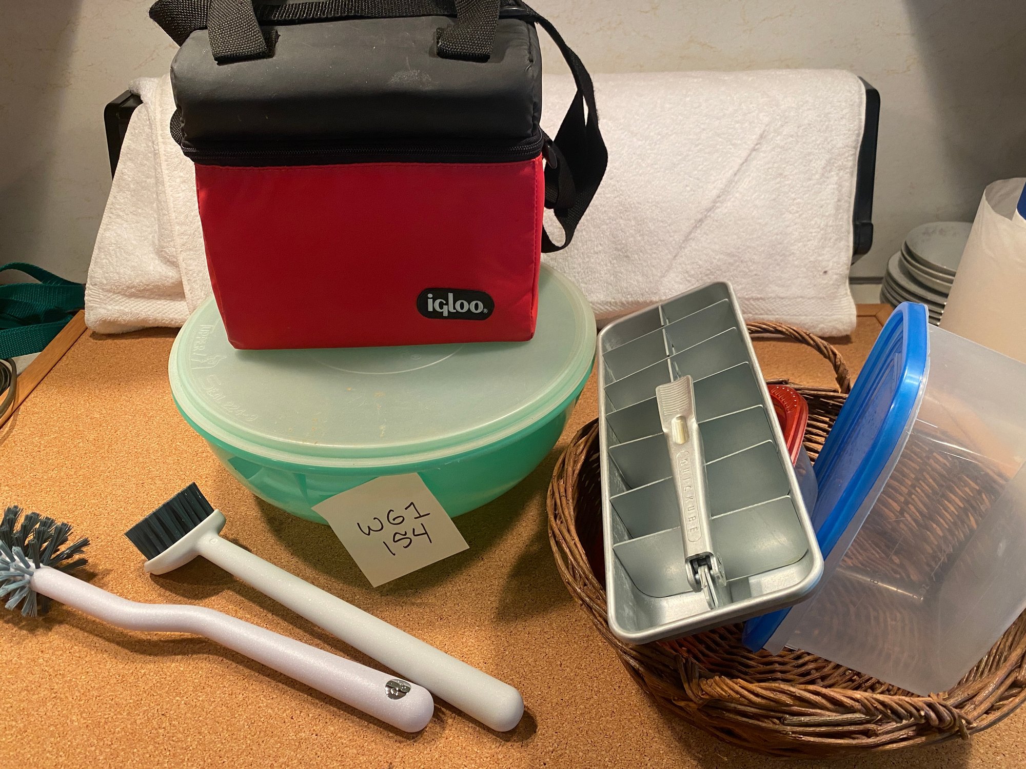 Igloo Cooler Bag Ice Cube Tray And Other---see Photos #24086 ...