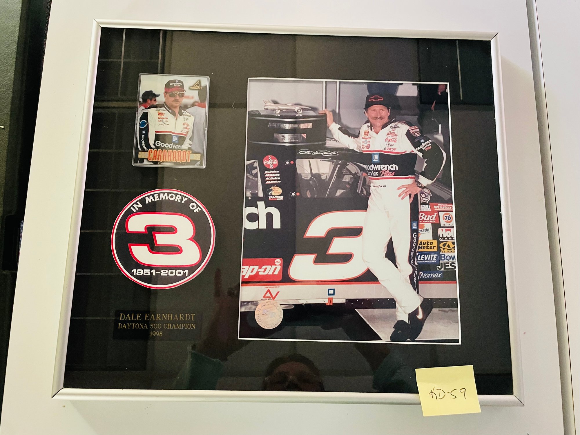 Framed Print Dale Earnhardt Memorabilia #14765 | Auctionninja.com