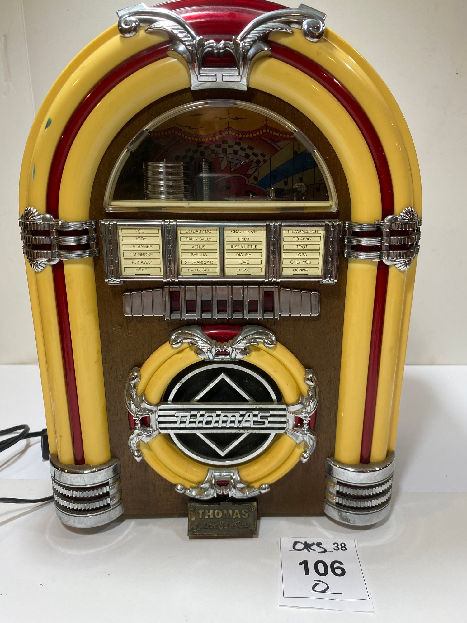 Vintage Jukebox Shaped Light Up Radio ---THOMAS Collector's Edition ...