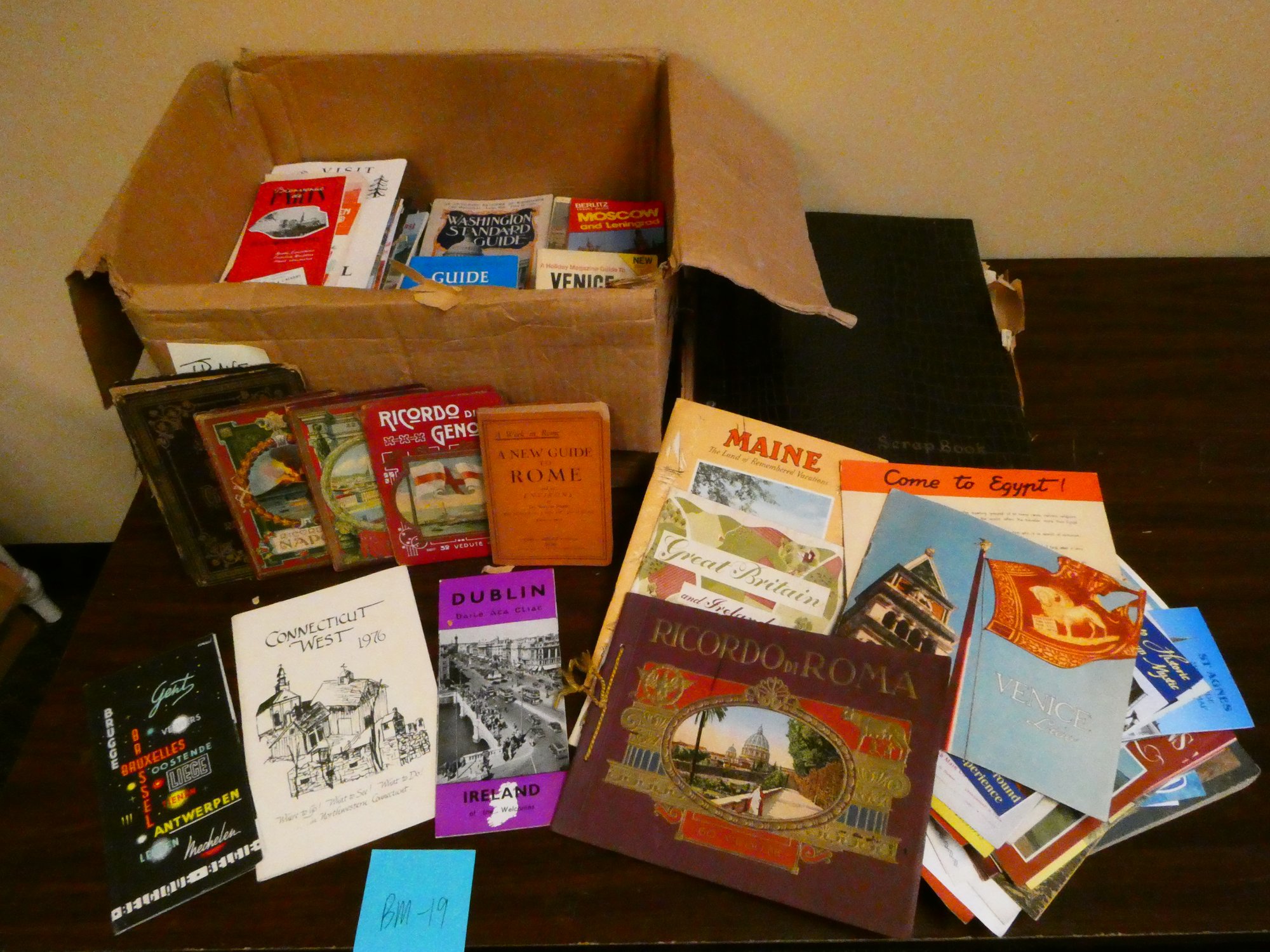 Large Lot Of Travel Books/ Brochures/ Pamphlets #14844 | Auctionninja.com