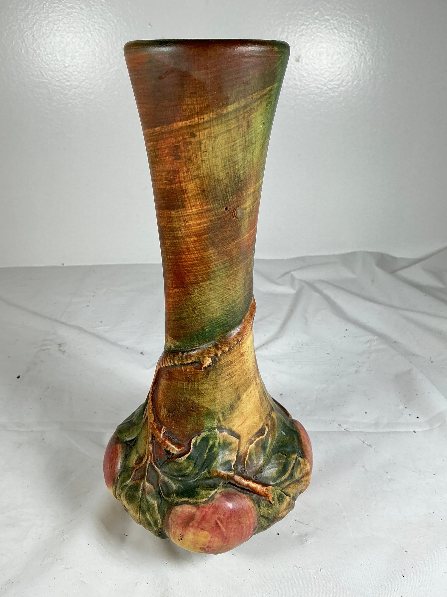 Weller Vase 1915-1920, 9 In Height #23070 | Auctionninja.com