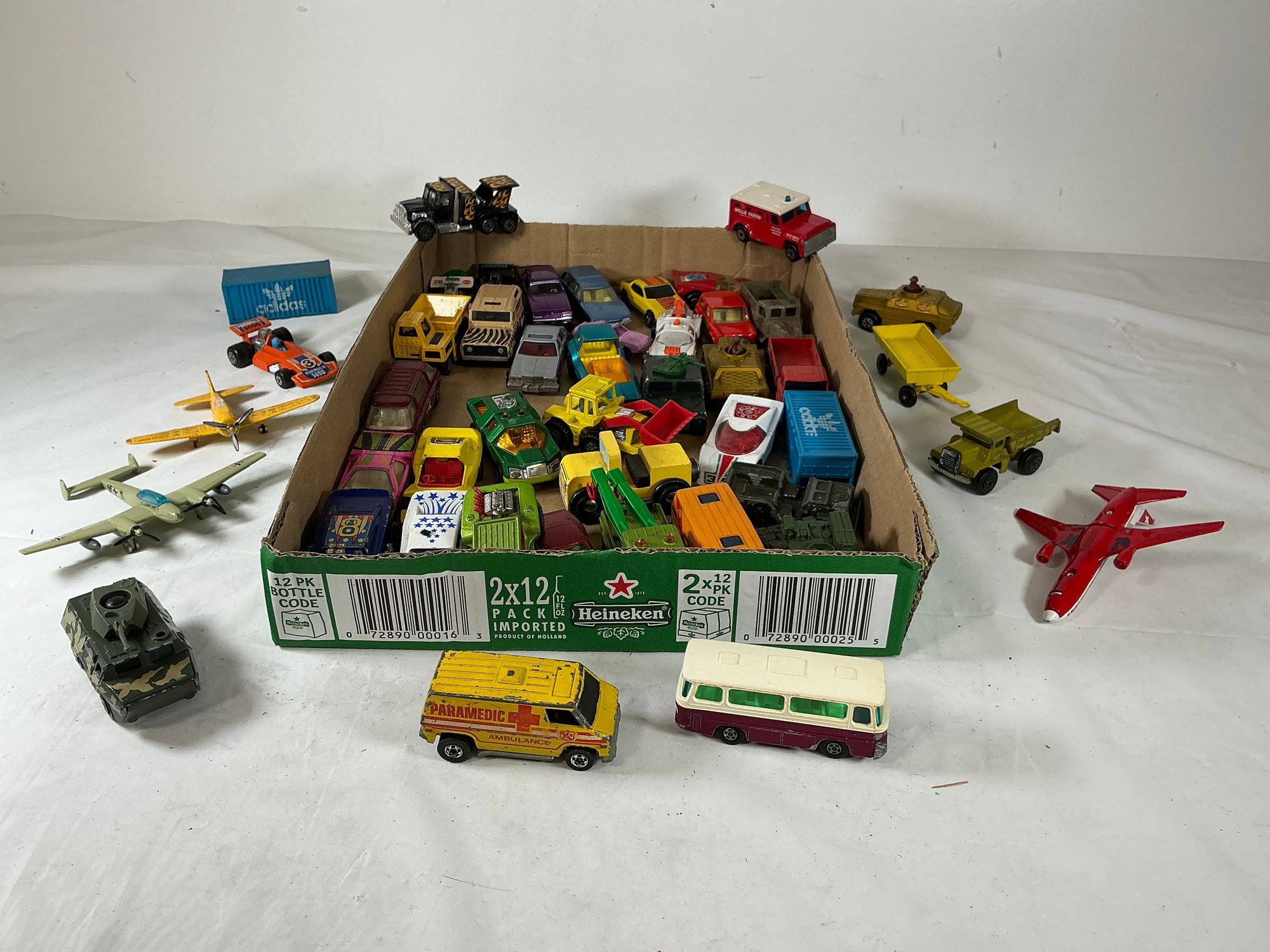 48 Vintage Die-cast Hot Wheels, Matchbox, Jets, Trucks And More #25238 ...