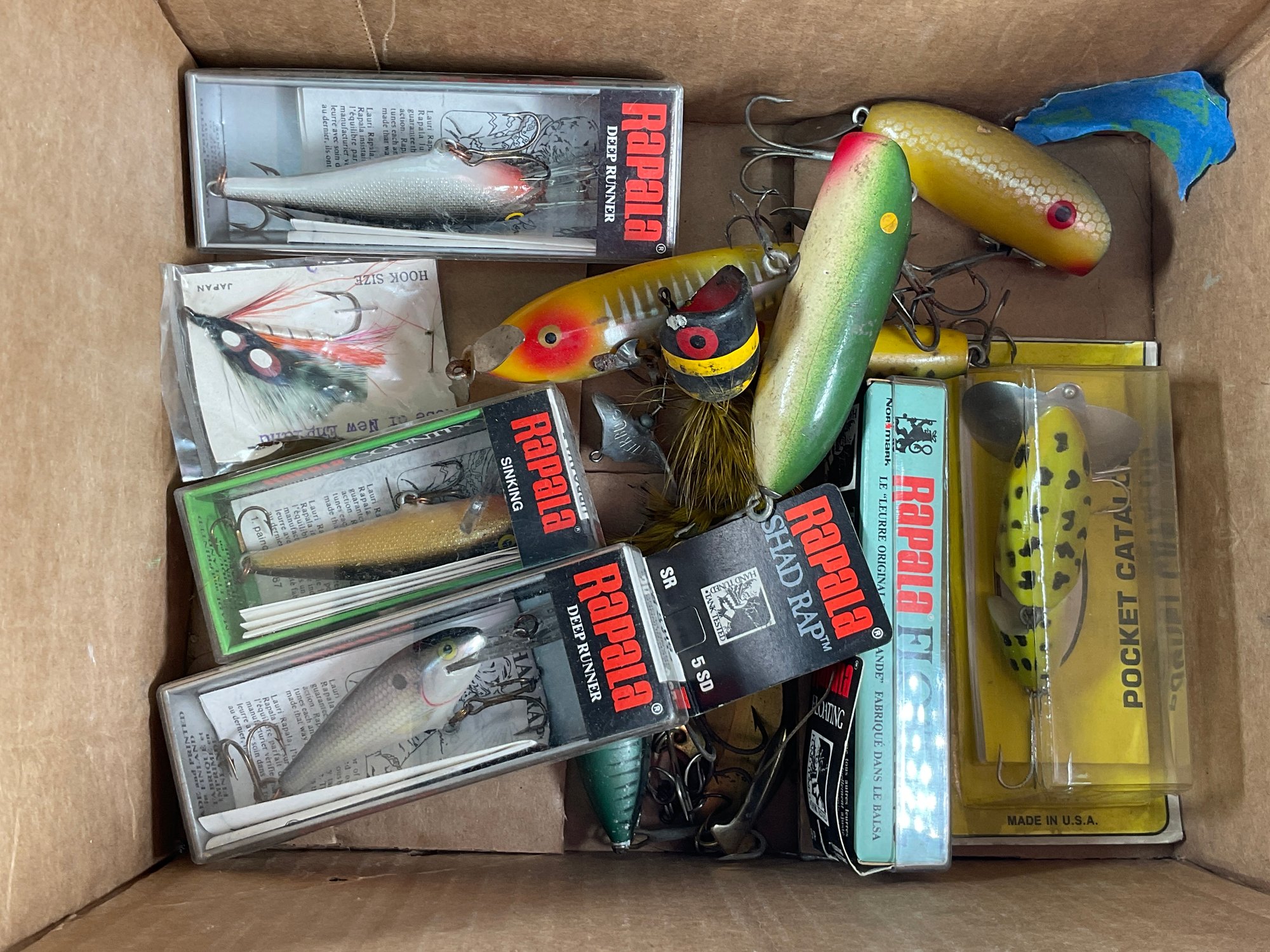 Fishing Lures Lot - Rapala, Rose Of New Eanglnd, Loose Lures - Ref#B1 ...